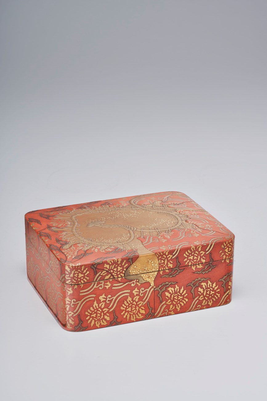 A LACQUER BOX AND COVER, MEIJI PERIOD (LATE 19TH PERIOD) | Christie's