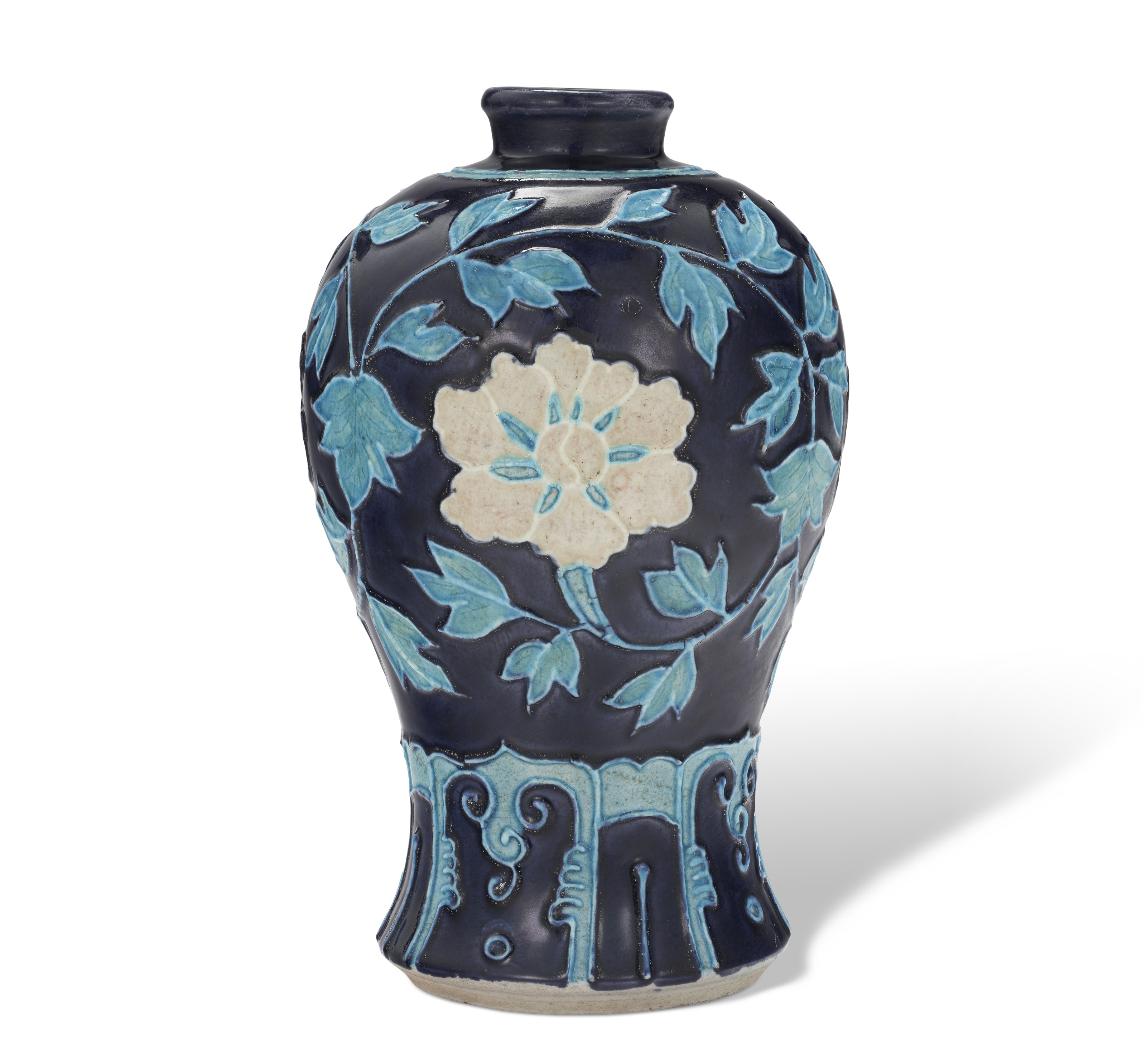 A FAHUA 'LOTUS' VASE, MING DYNASTY (1368-1644) | Christie’s