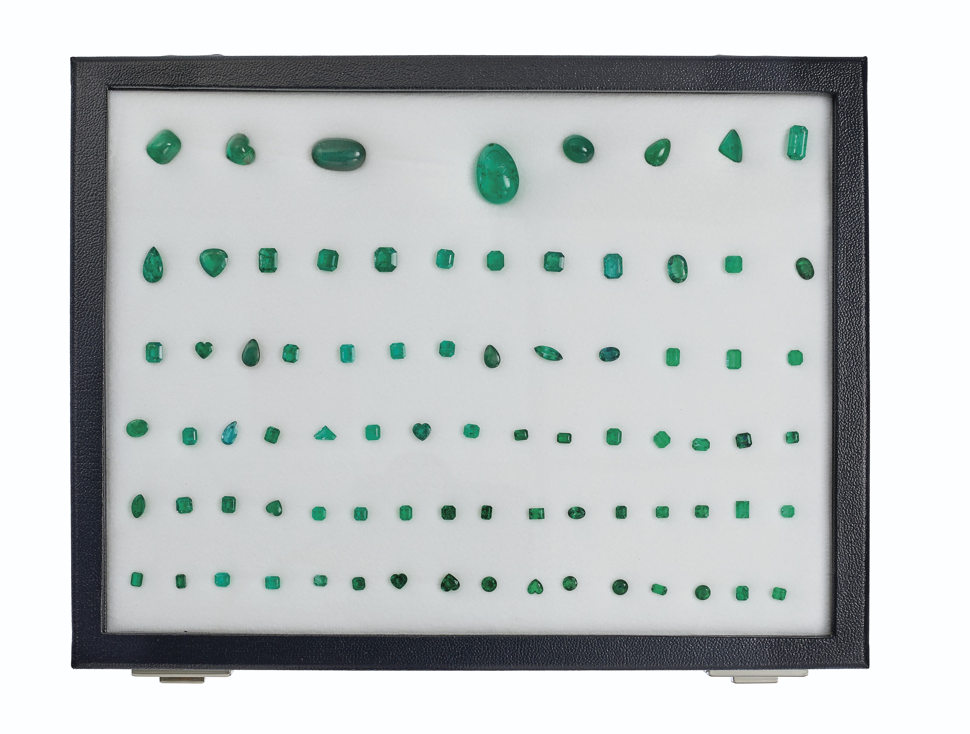 GROUP OF UNMOUNTED EMERALDS