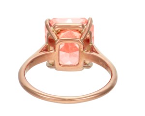 A RARE COLORED DIAMOND RING | Christie's