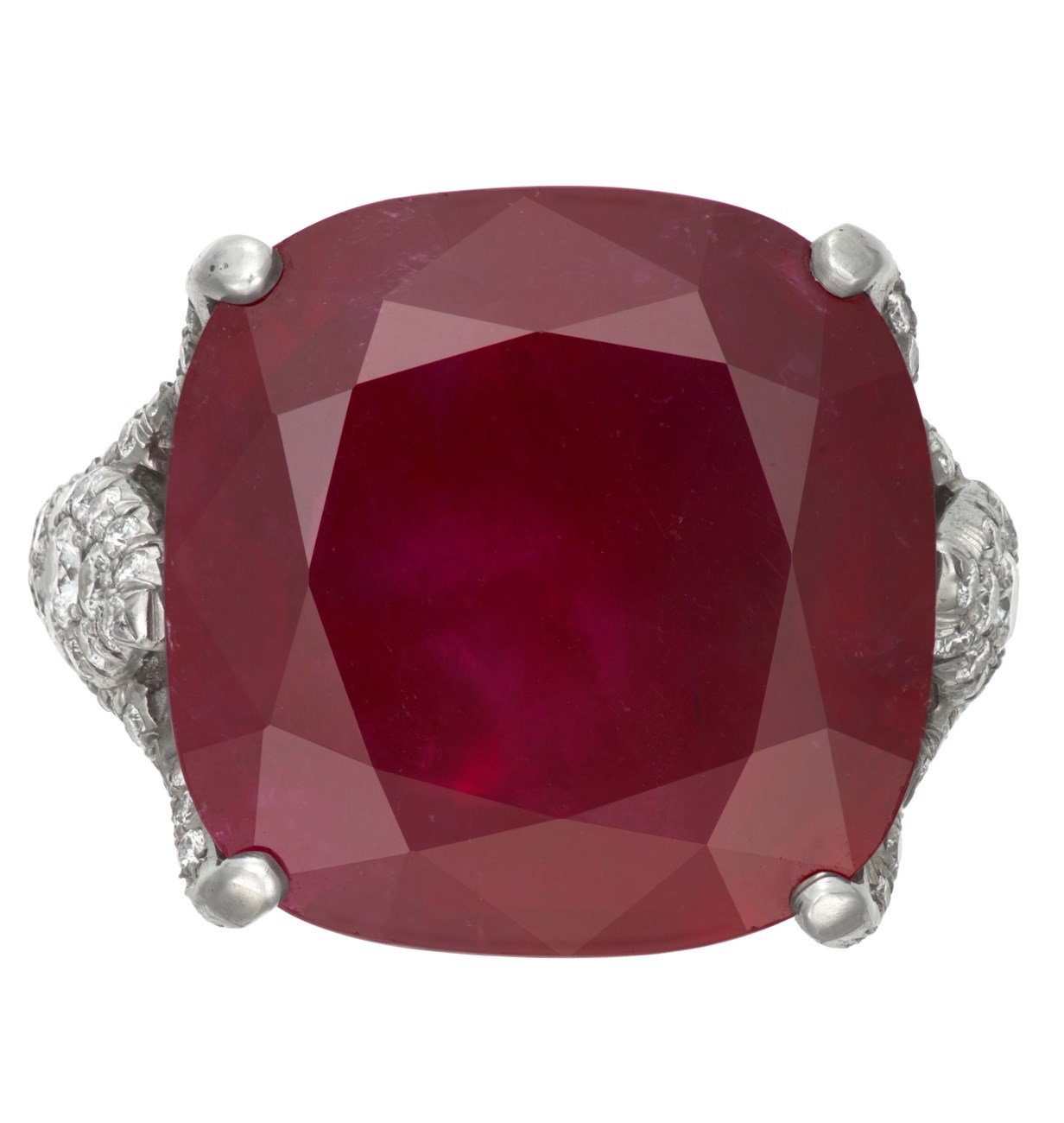 AN IMPRESSIVE GRAFF RUBY AND DIAMOND RING