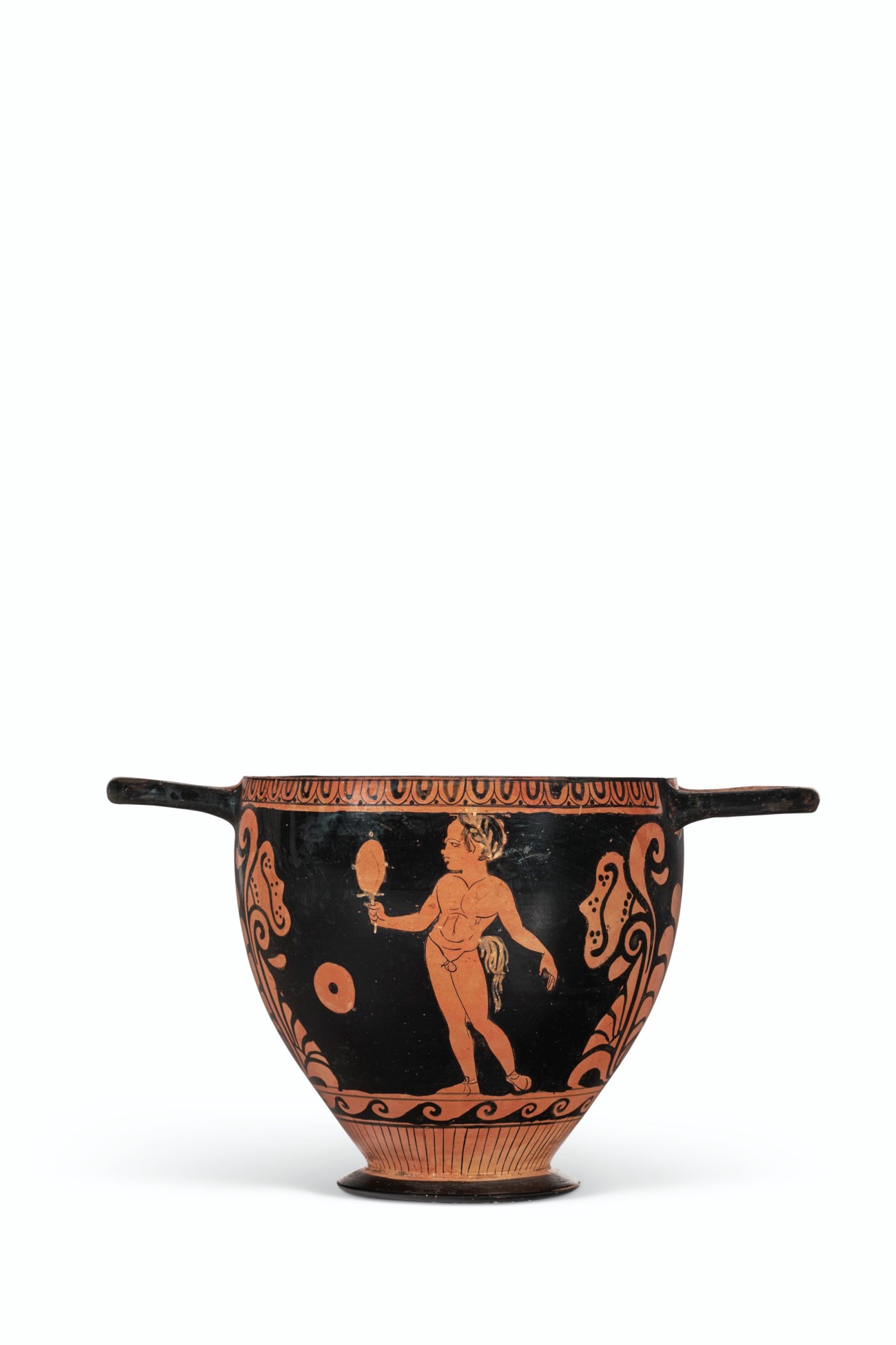 A CAMPANIAN RED-FIGURED SKYPHOS, ATTRIBUTED TO THE SIKON PAINTER, CIRCA ...