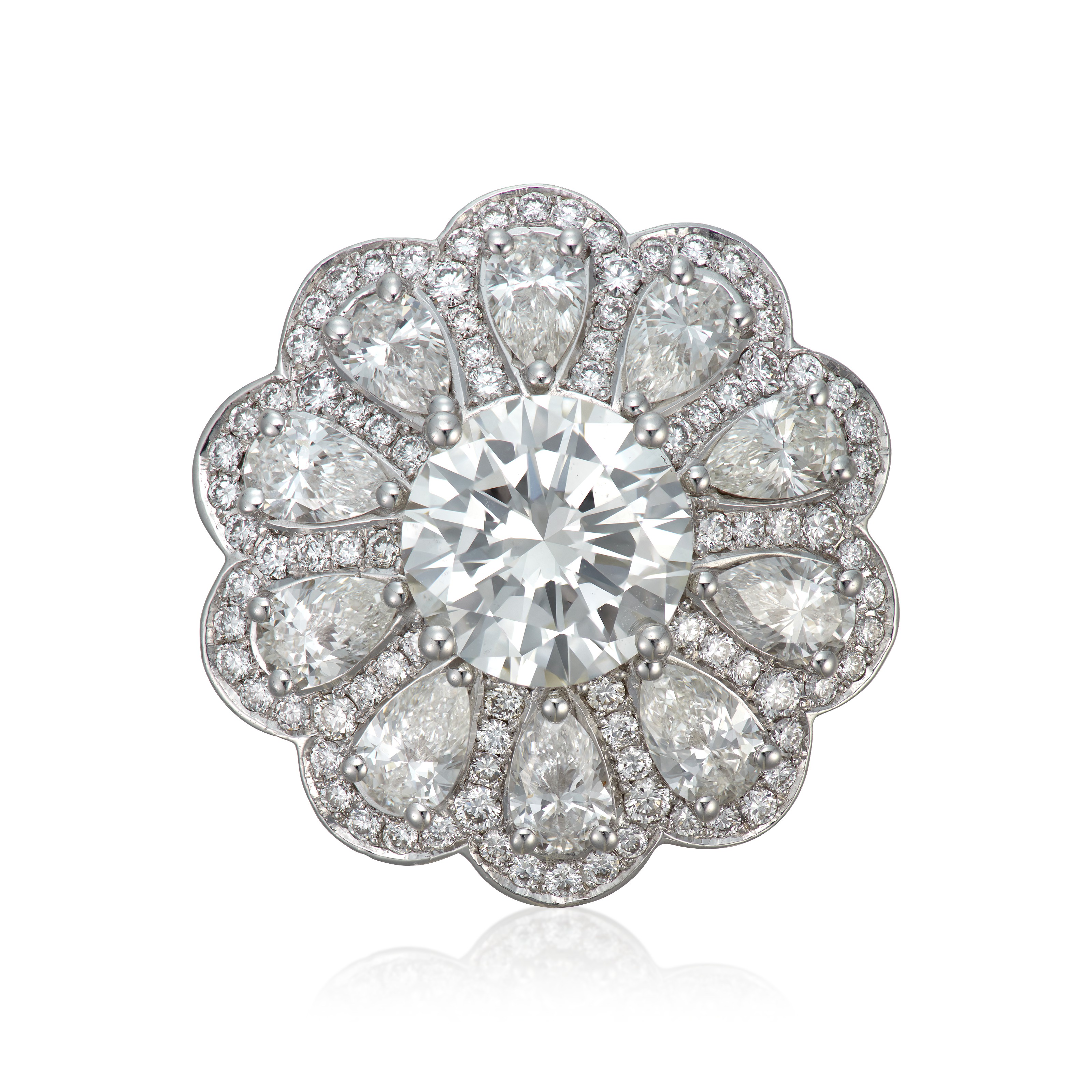 NO RESERVE | GRAFF DIAMOND FLOWER RING, | Christie’s