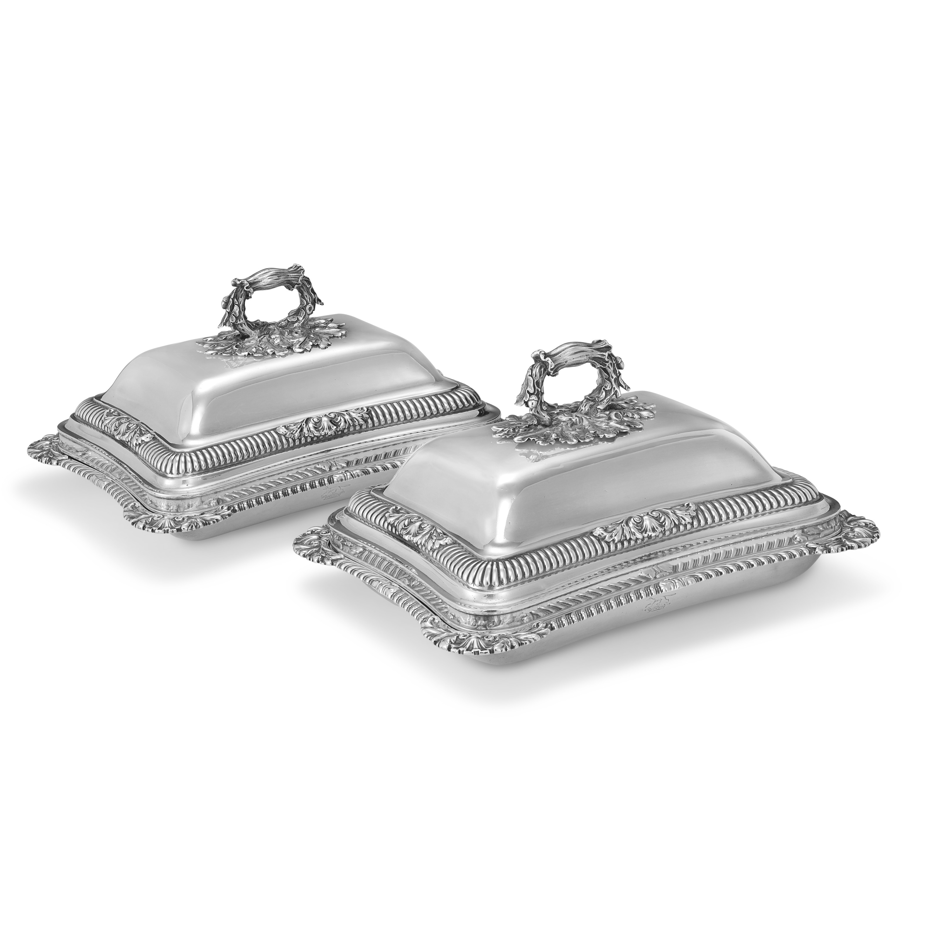 A PAIR OF GEORGE IV SILVER ENTRÉE DISHES AND ASSOCIATED COVERS, THE ...