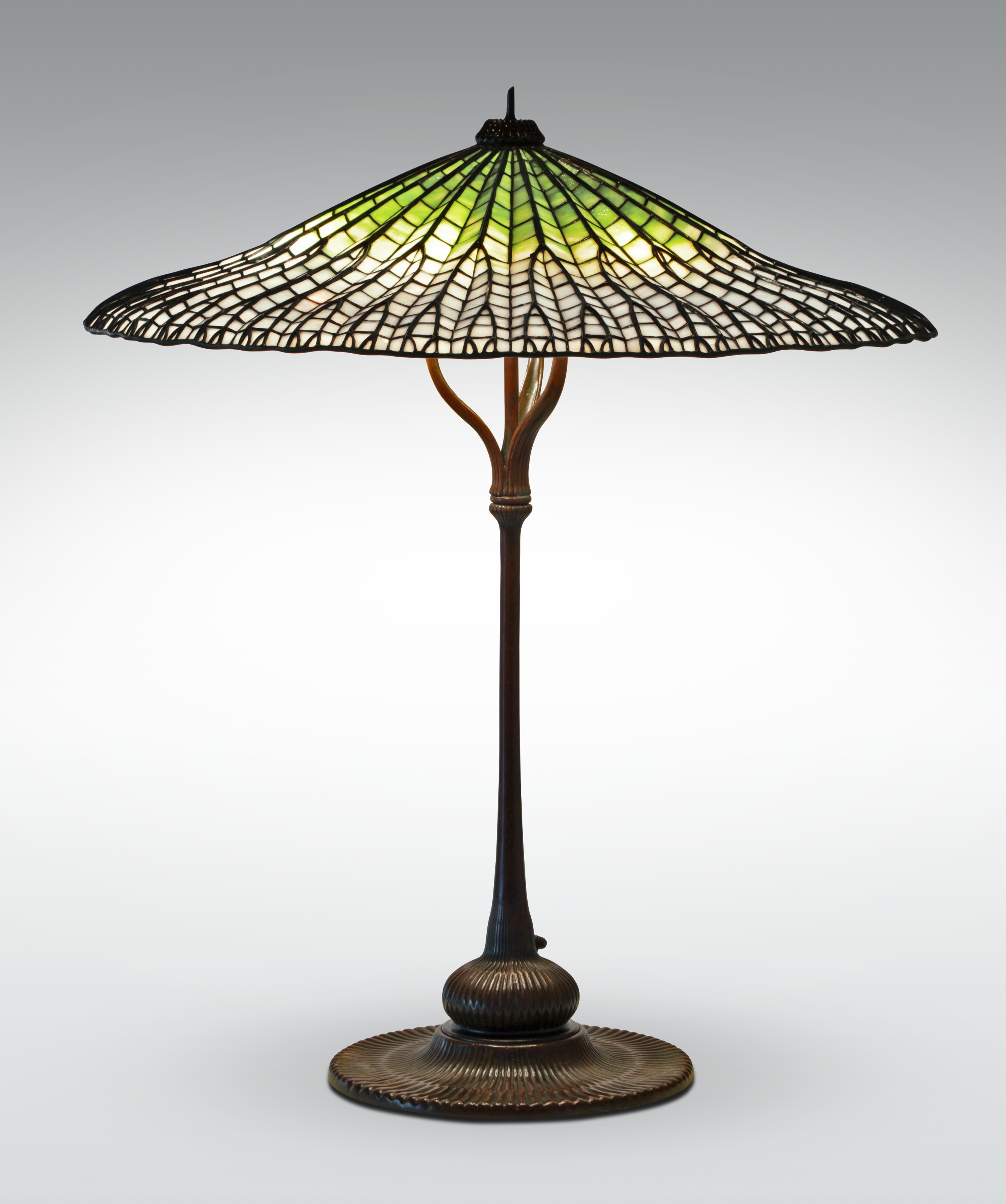 TIFFANY STUDIOS, Rare 'American Indian' Table Lamp, circa 1910 | Christie's