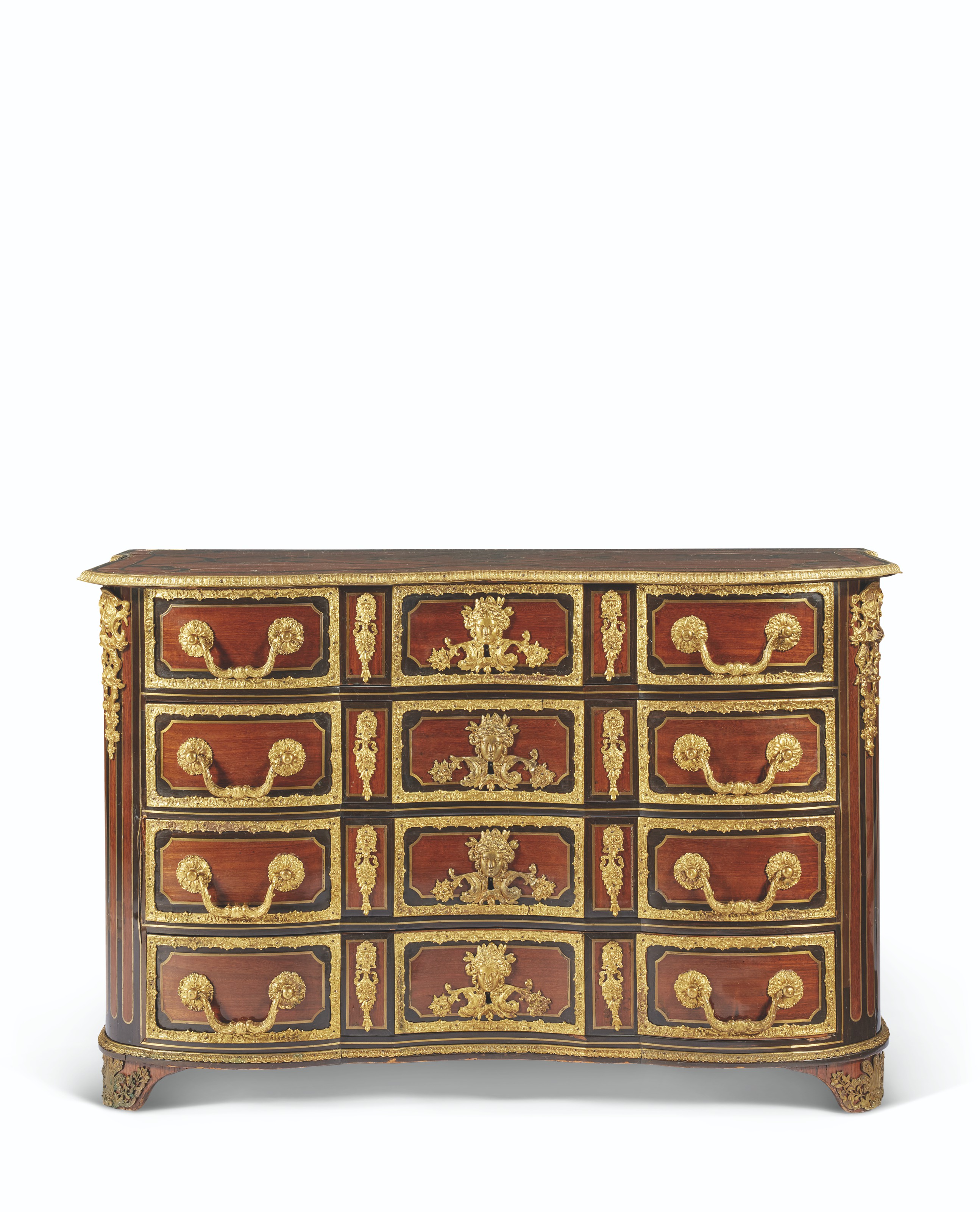 COMMODE D'EPOQUE REGENCE, VERS 1720 | Christie’s