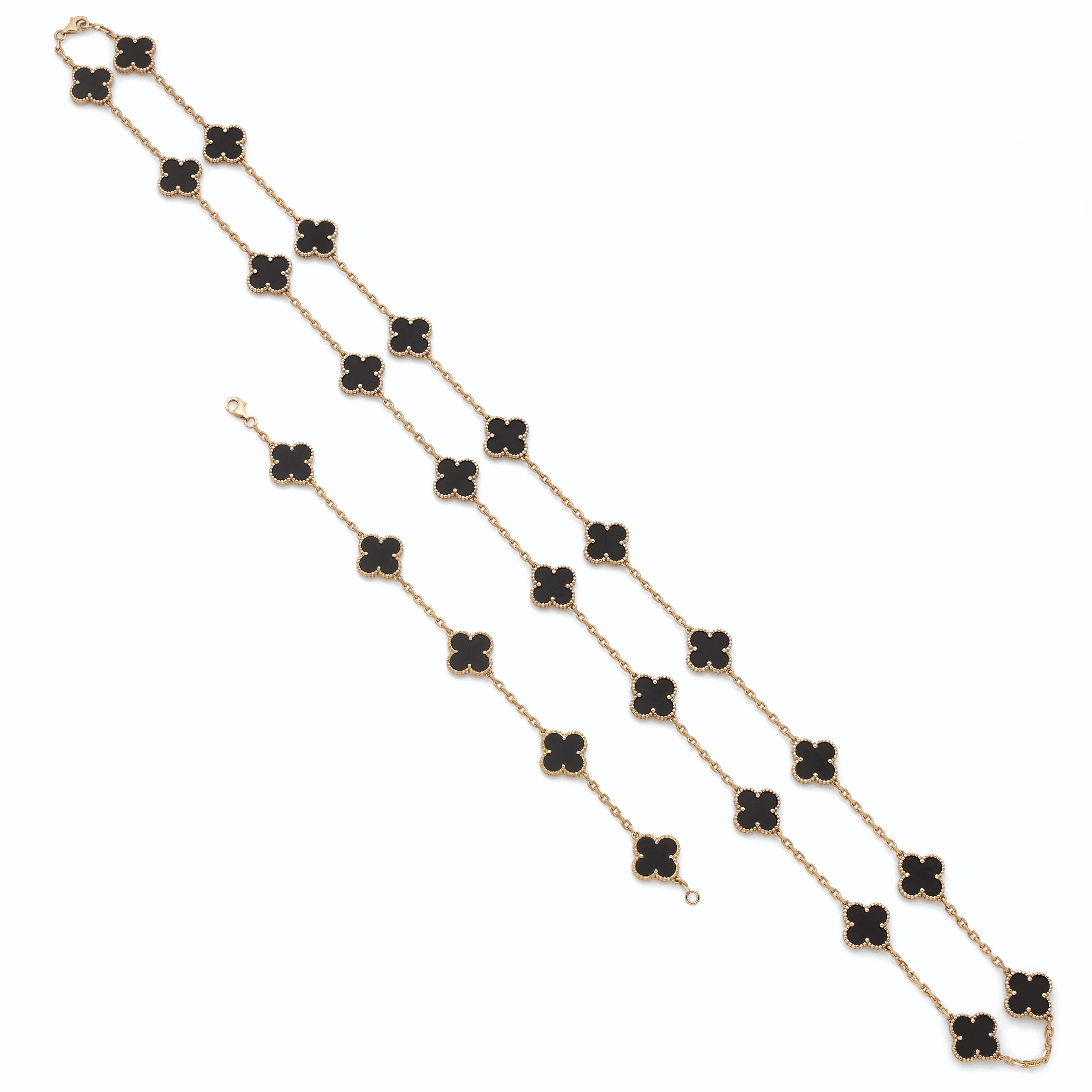 VAN CLEEF & ARPELS ENSEMBLE 'ALHAMBRA' SAUTOIR ET BRACELET ONYX ...