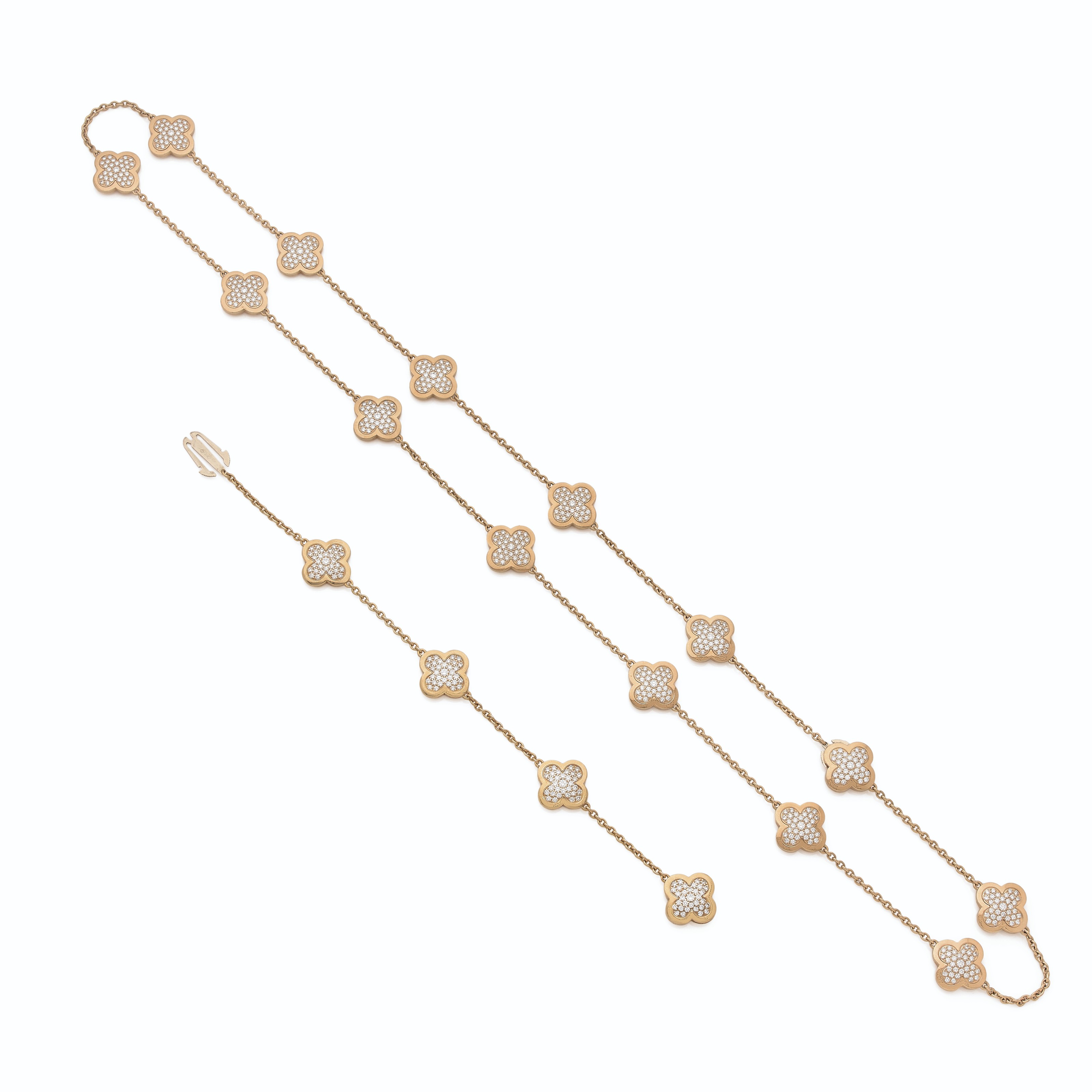 VAN CLEEF & ARPELS ENSEMBLE BRACELET ET COLLIER 'ALHAMBRA PURE ...