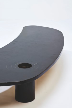 JEAN ROYÈRE (1902-1981), Table basse 'Forme libre' dite aussi 'Cachalot', le modèle créé en 1958 ...