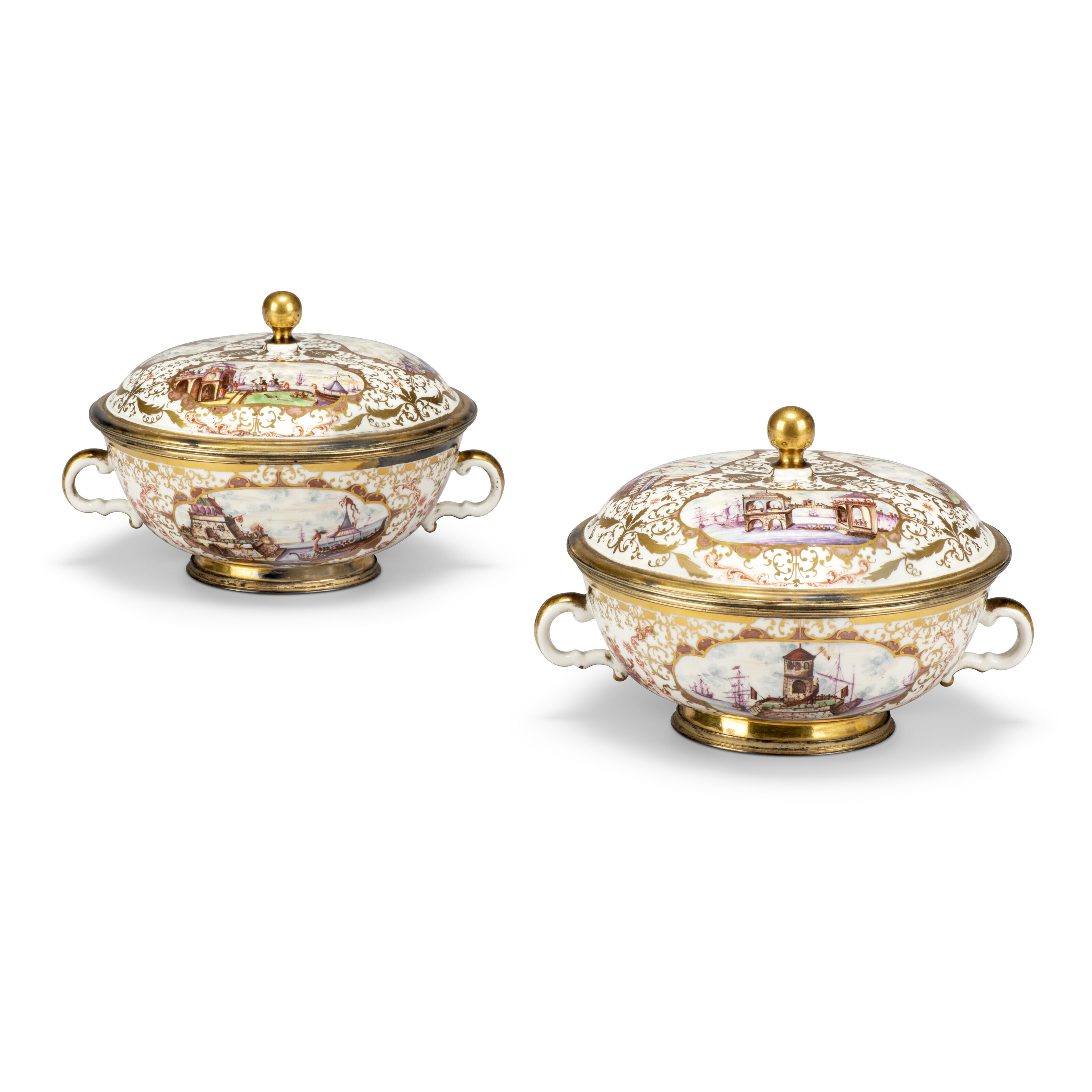 A PAIR OF MEISSEN PORCELAIN CHINOISERIE ECUELLES AND COVERS, CIRCA 1725 ...