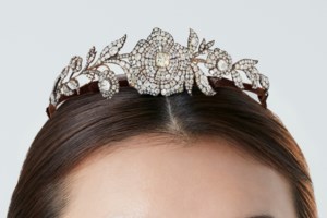 A FINE 19TH CENTURY DIAMOND TIARA | Christie's