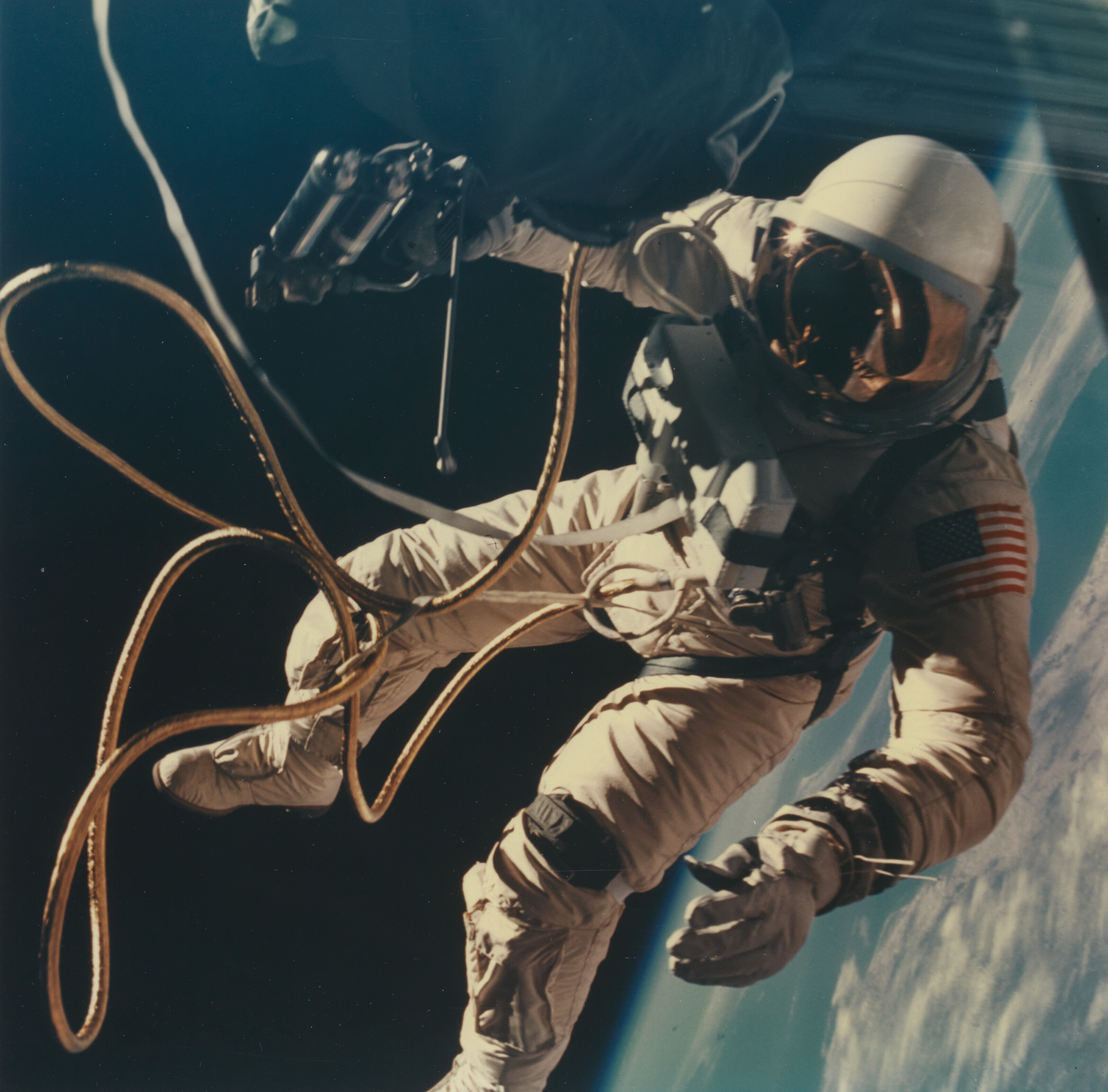 FIRST U.S. SPACEWALK: ED WHITE’S EVA OVER THE GULF OF MEXICO, JUNE 3 ...