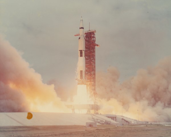 apollo 18 launch