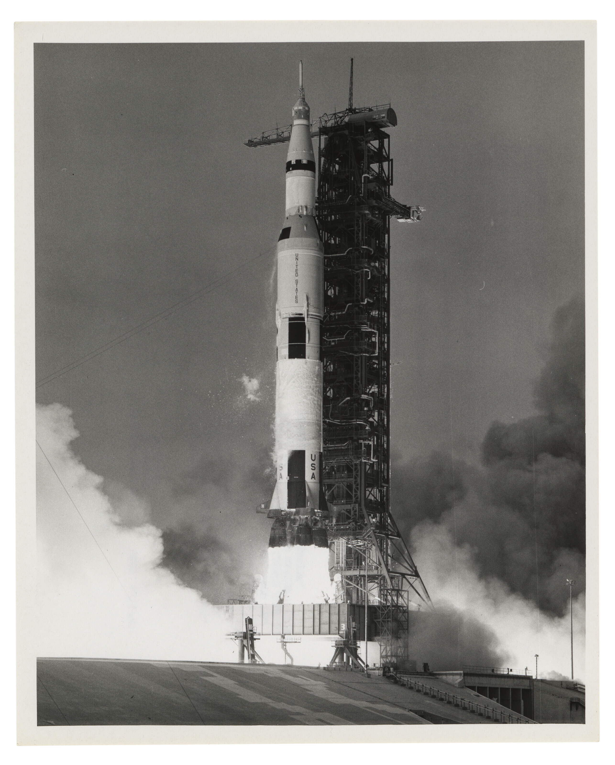 apollo 13 space launch