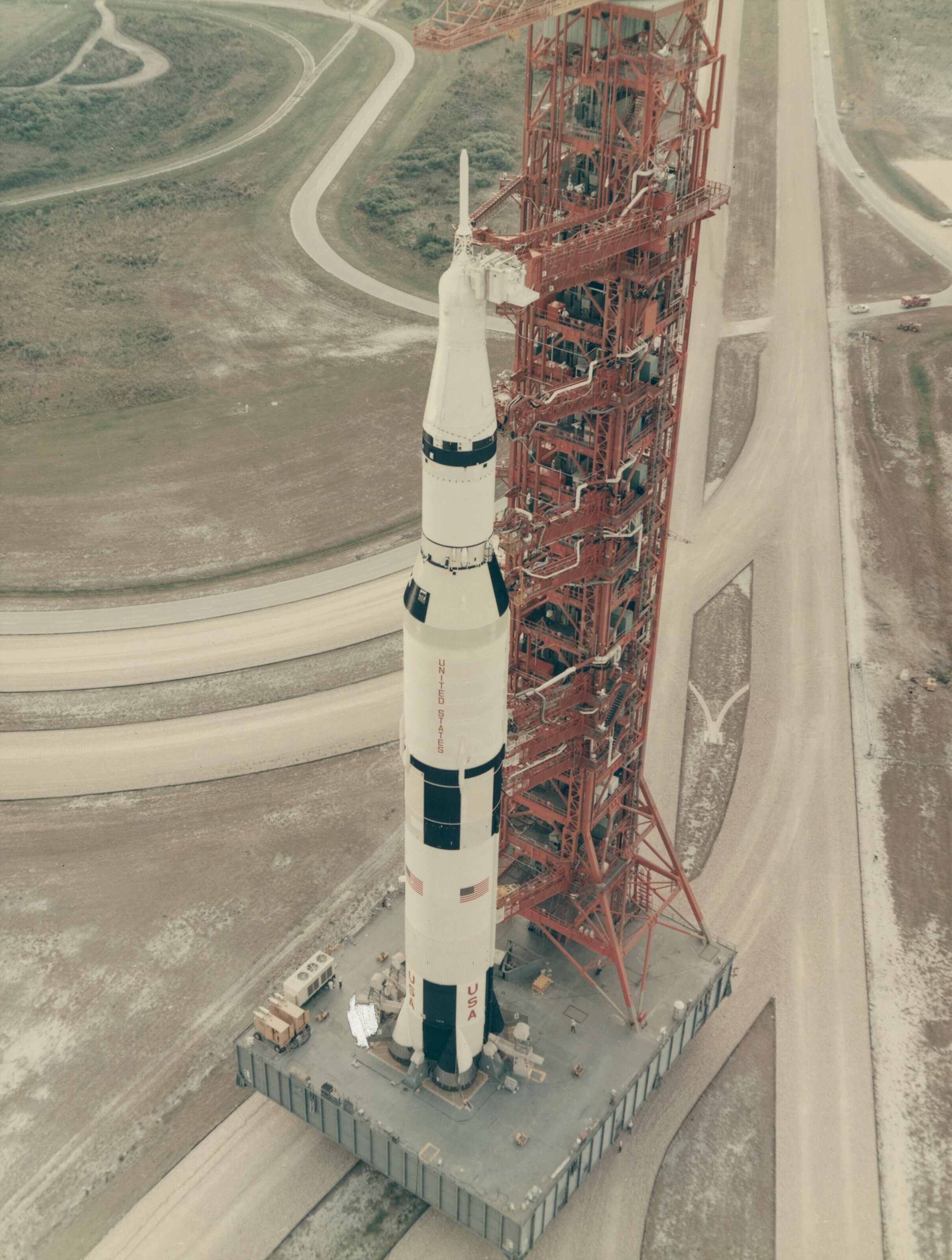 APOLLO 15 SPACECRAFT TRAVELLING TO PAD A, MAY 11, 1971, NASA [APOLLO 15 ...
