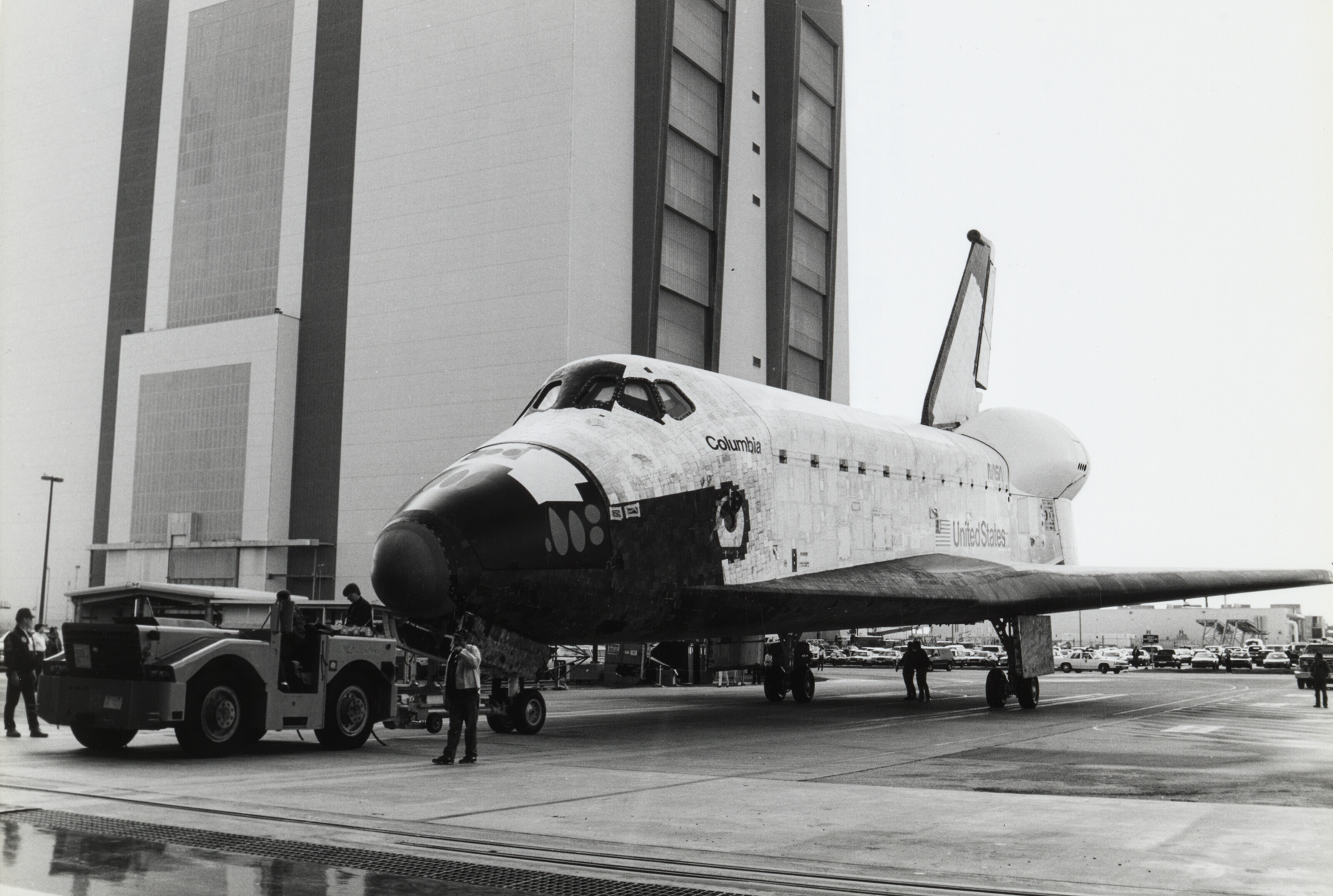 COLUMBIA PREPARES TO ENTER HIGH DAY 3, FEBRUARY 10, 1992, NASA [STS-50 ...