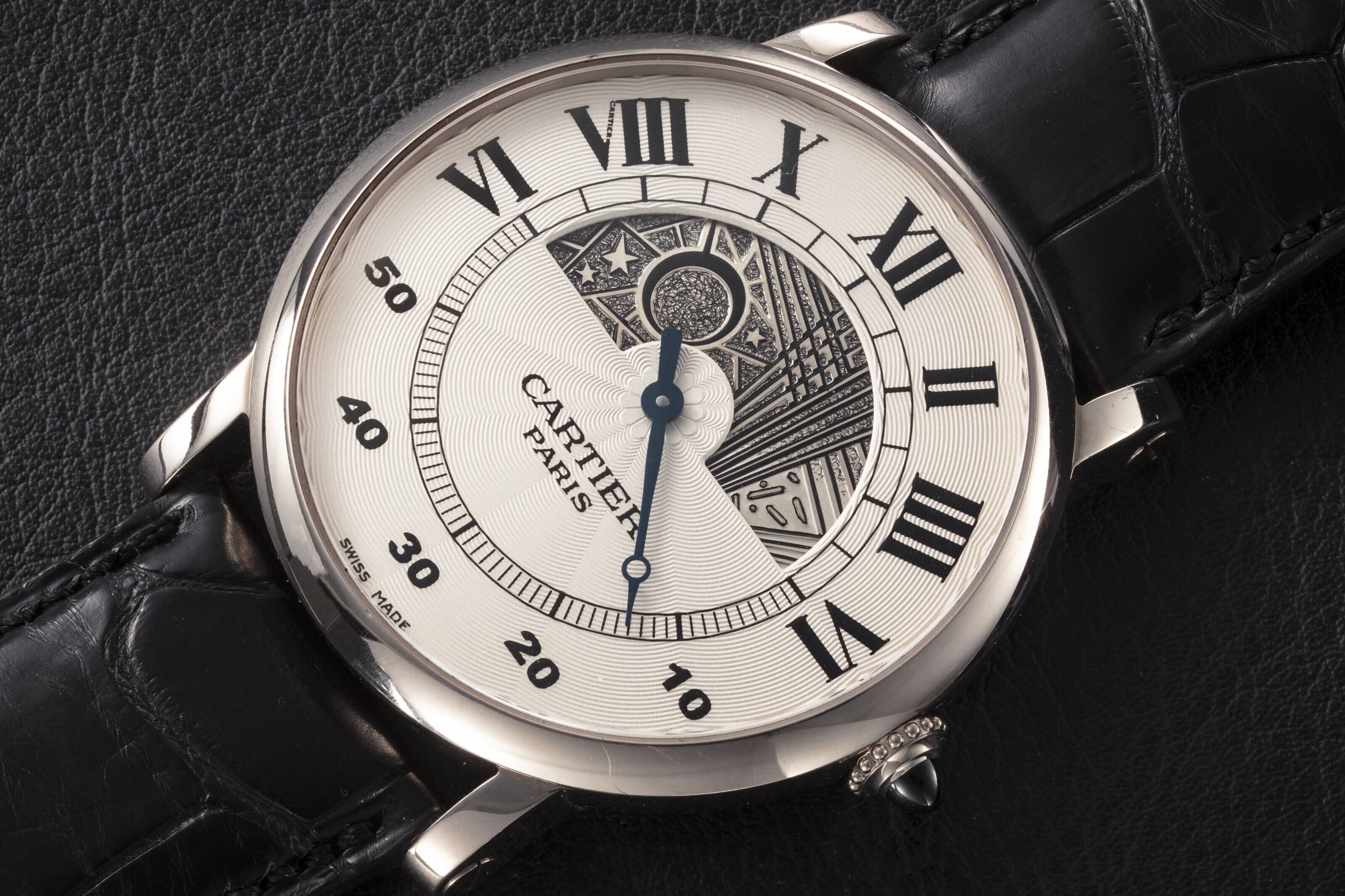 CARTIER, ROTONDE JOUR ET NUIT, A GOLD WRISTWATCH WITH HAND-ENGRAVED ...