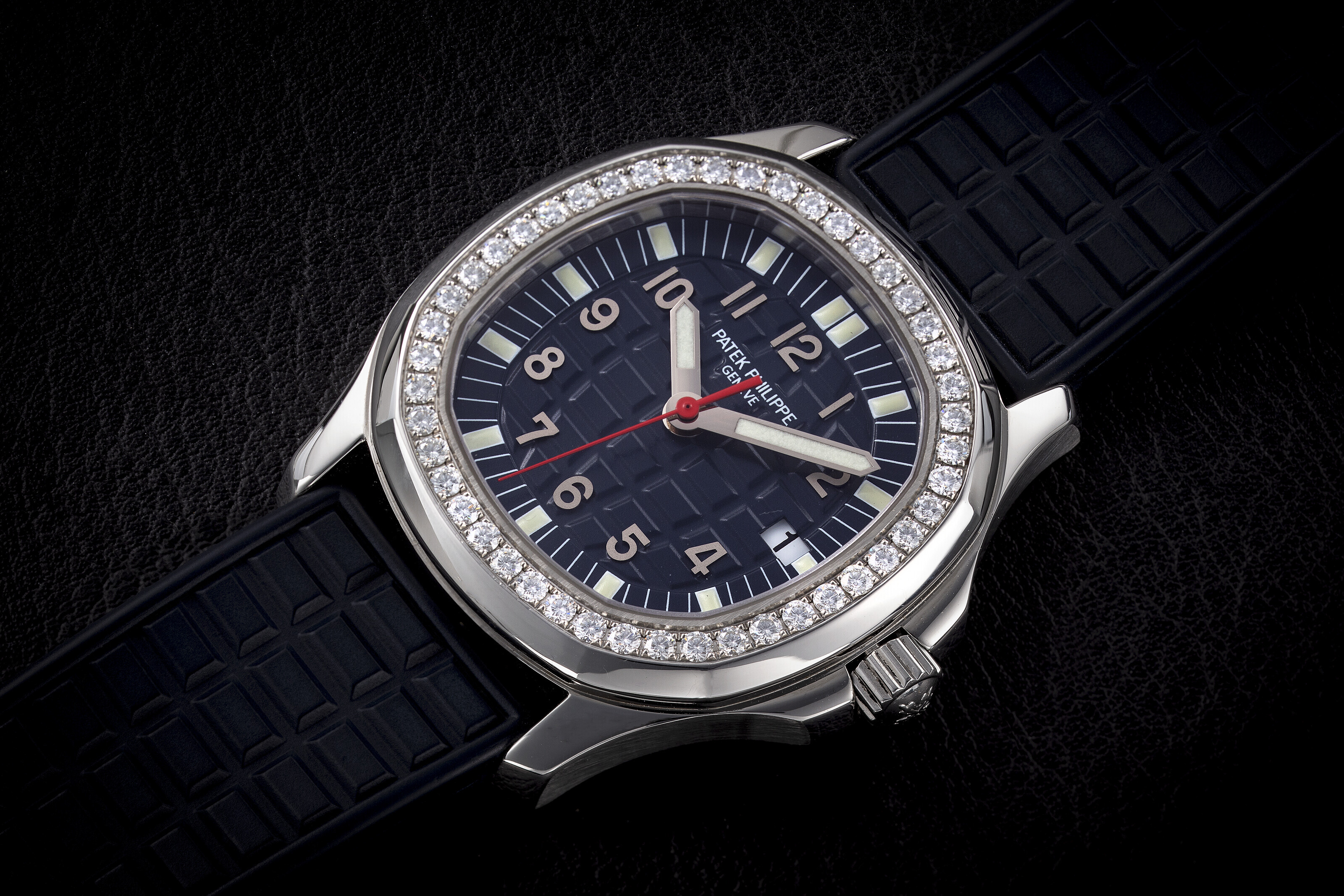PATEK PHILIPPE, AQUANAUT LUCE 5067A-012, AN ATTRACTIVE STEEL AND ...