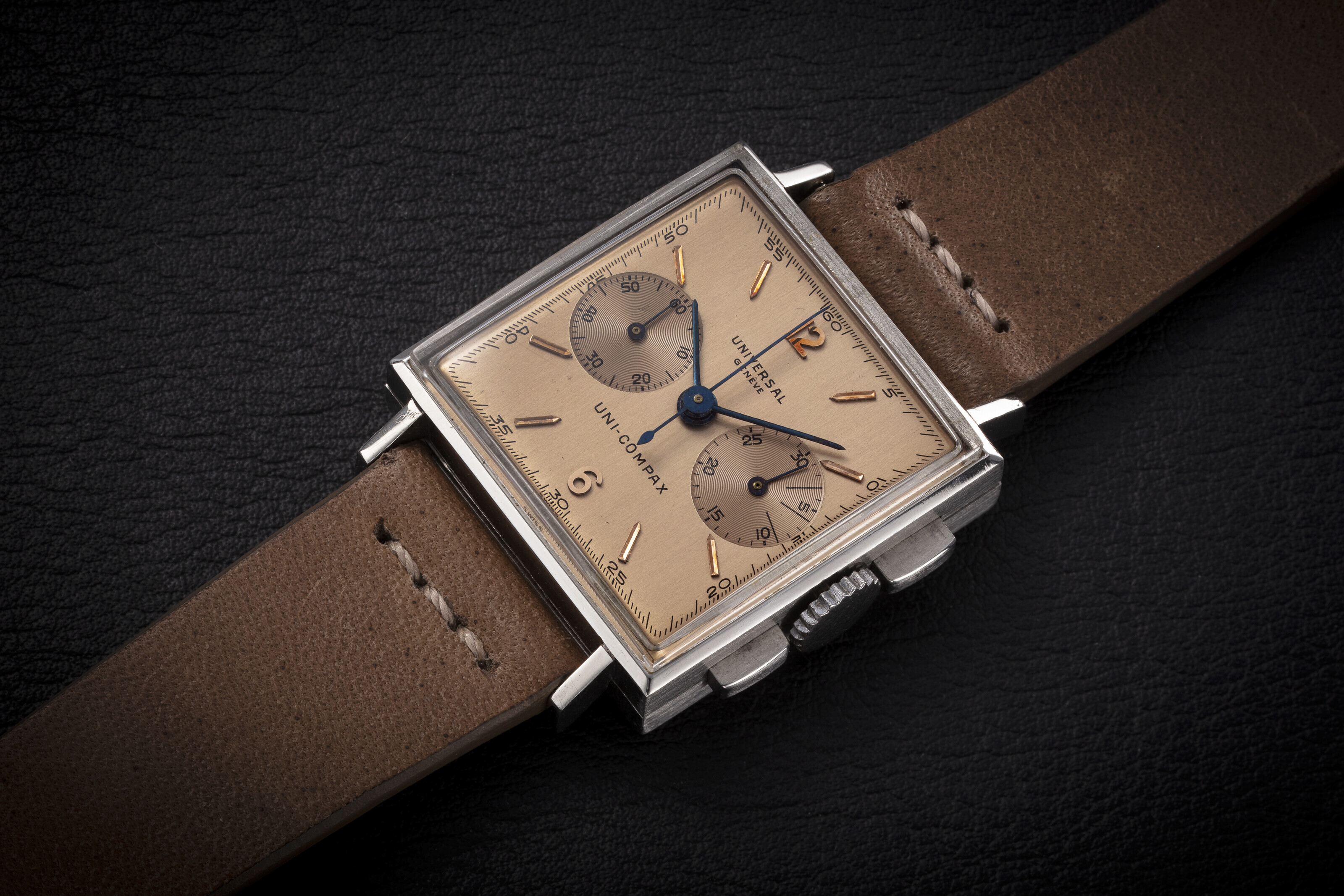 UNIVERSAL GENEVE, UNI-COMPAX REF. 22106, A VERY ATTRACTIVE SQUARE STEEL ...