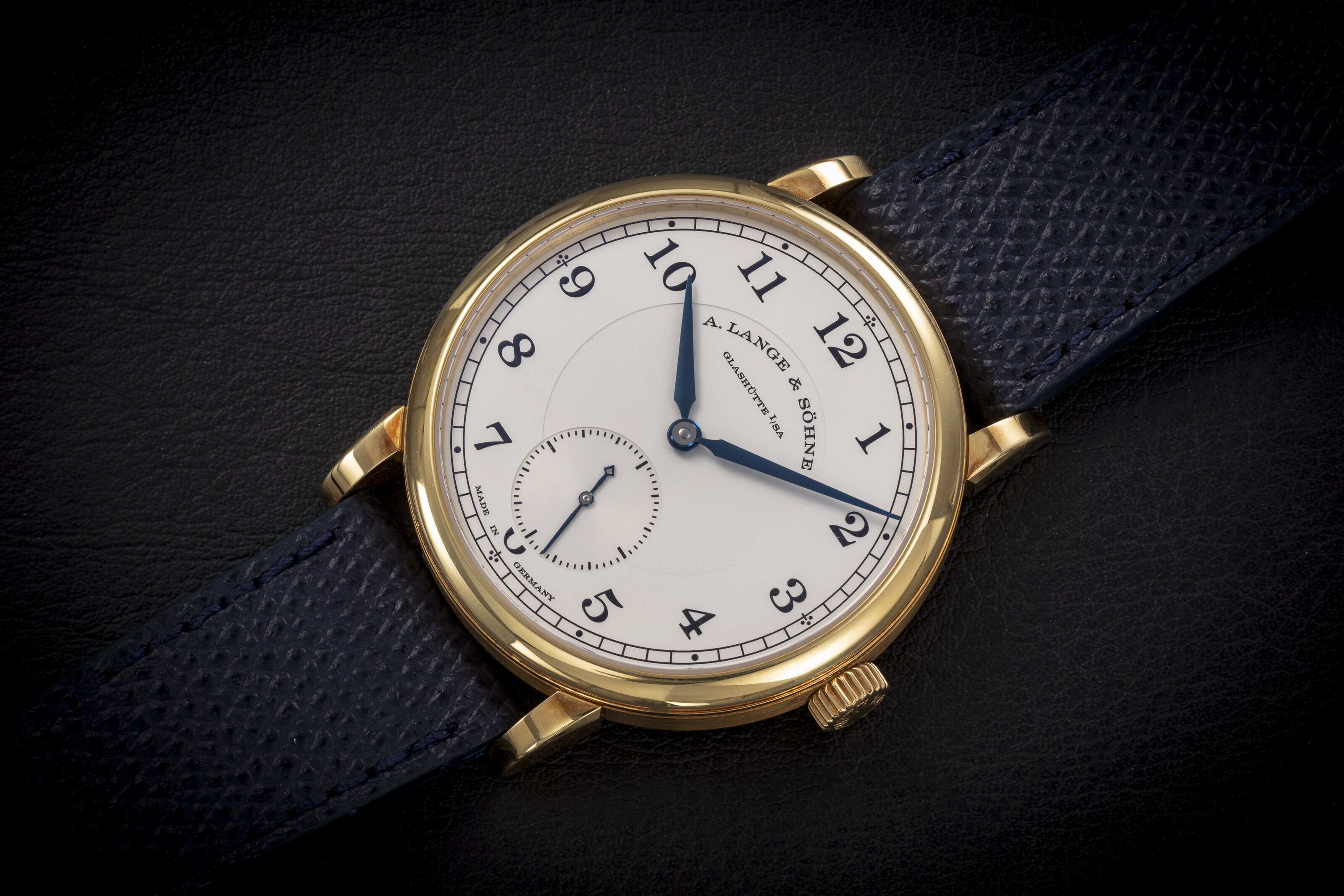 A. LANGE & SÖHNE, 1815 REF. 235.021, A GOLD MANUAL-WINDING WRISTWATCH ...