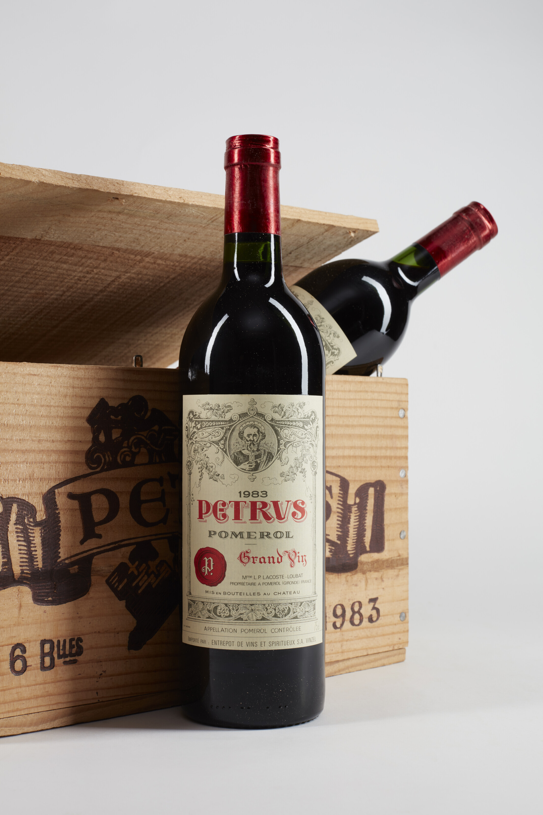 Petrus 1983, Pomerol, cru exceptionnelIn original wooden case. Scuffed ...