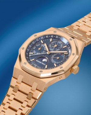 AUDEMARS PIGUET. A RARE AND ATTRACTIVE 18K PINK GOLD AUTOMATIC ...