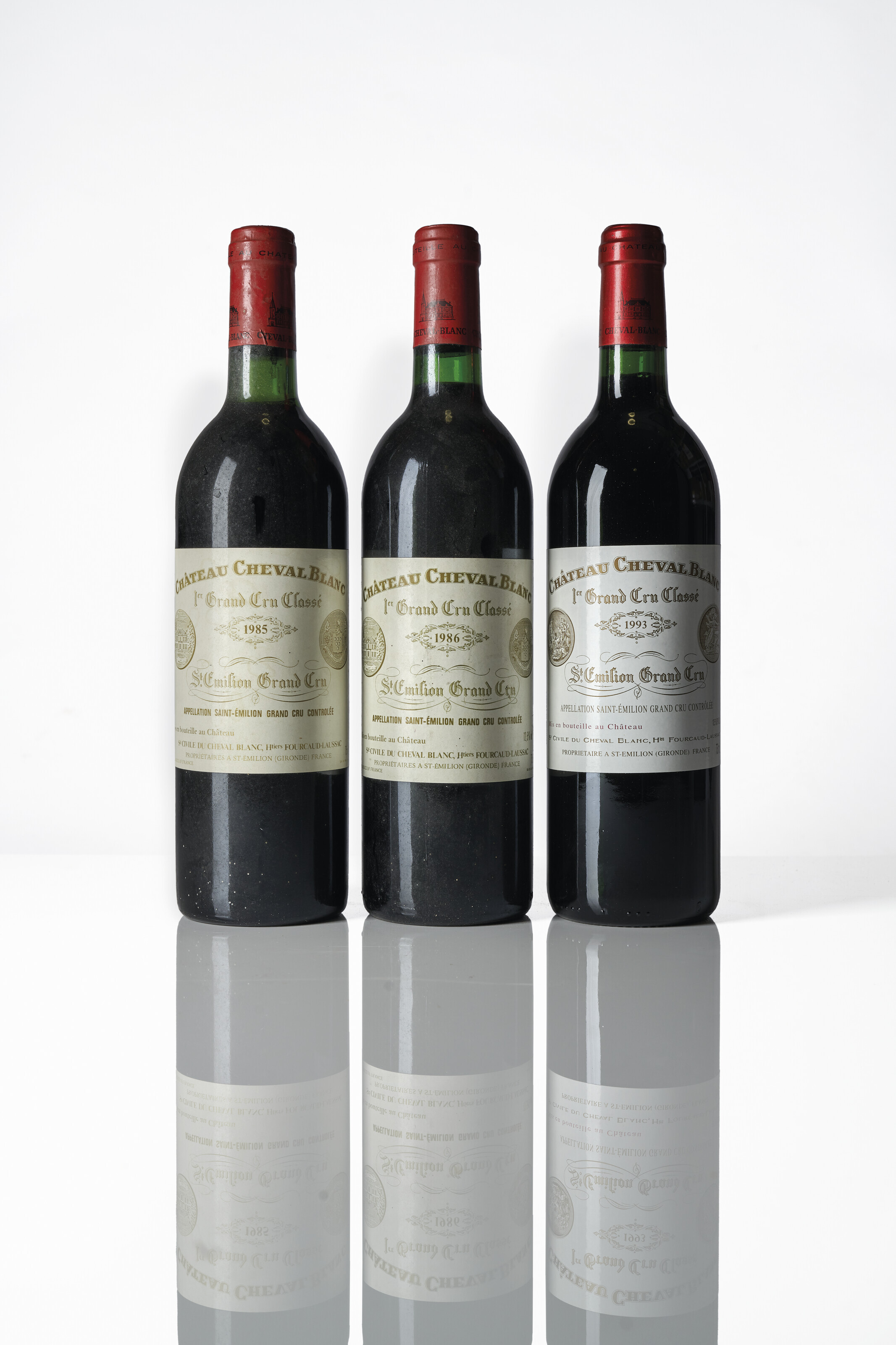 Mixed Cheval-Blanc 1985-1993, Château Cheval-Blanc 1985Slightly bin ...