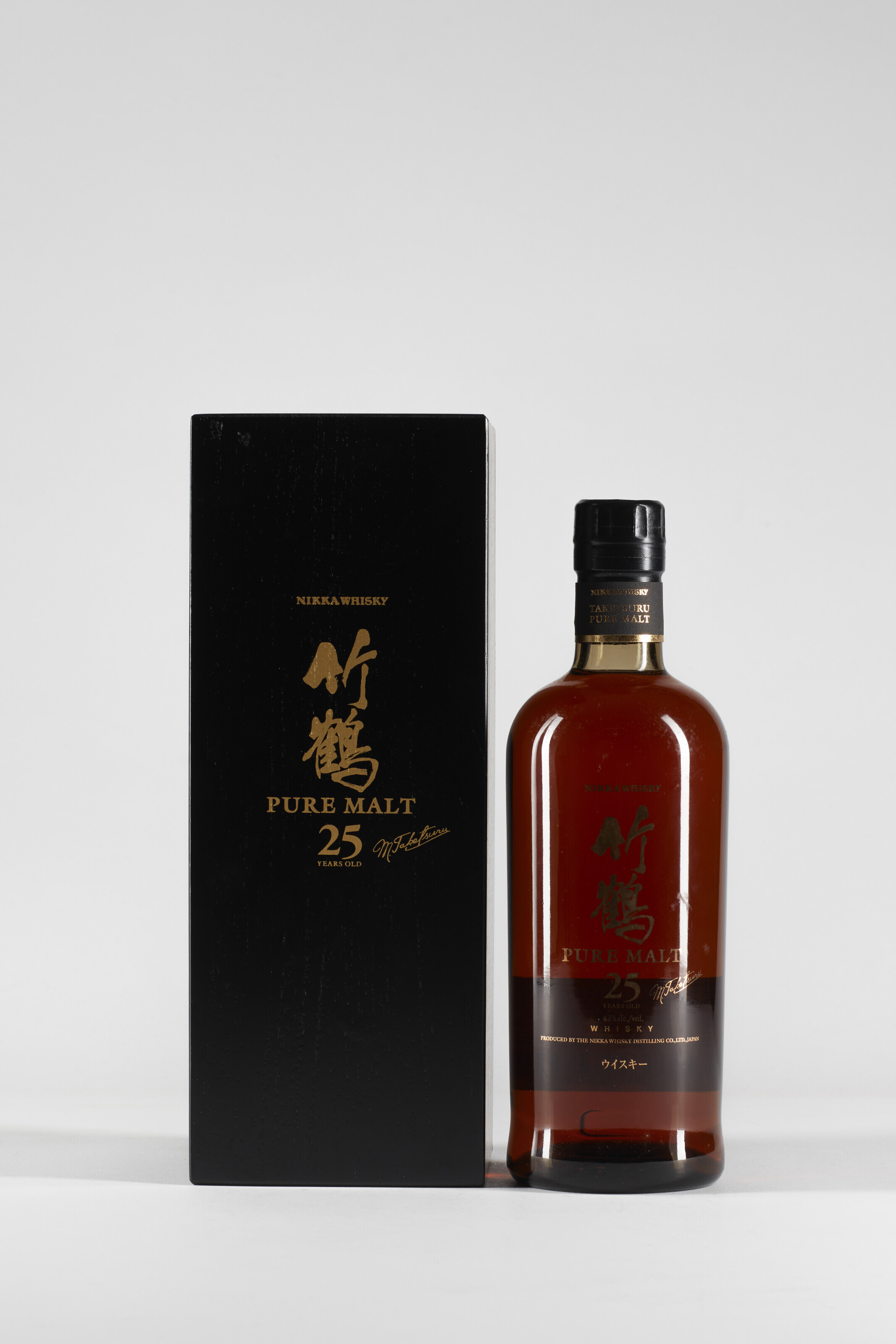 Nikka Taketsuru 25 Year Old Pure Malt, Japanese Whisky43%. In original ...