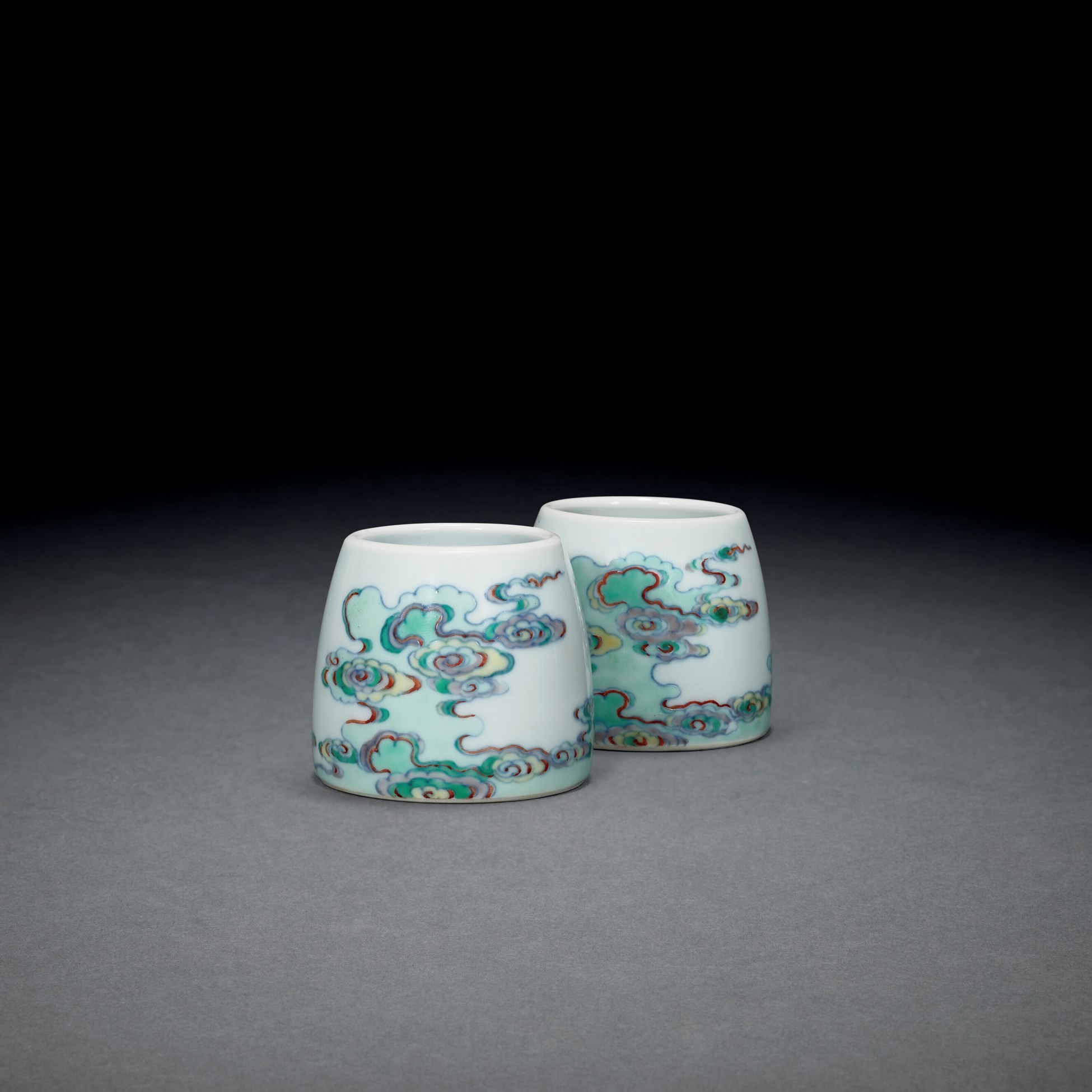 A VERY RARE PAIR OF DOUCAI WATER POTS, YONGZHENG SIX-CHARACTER MARKS IN ...