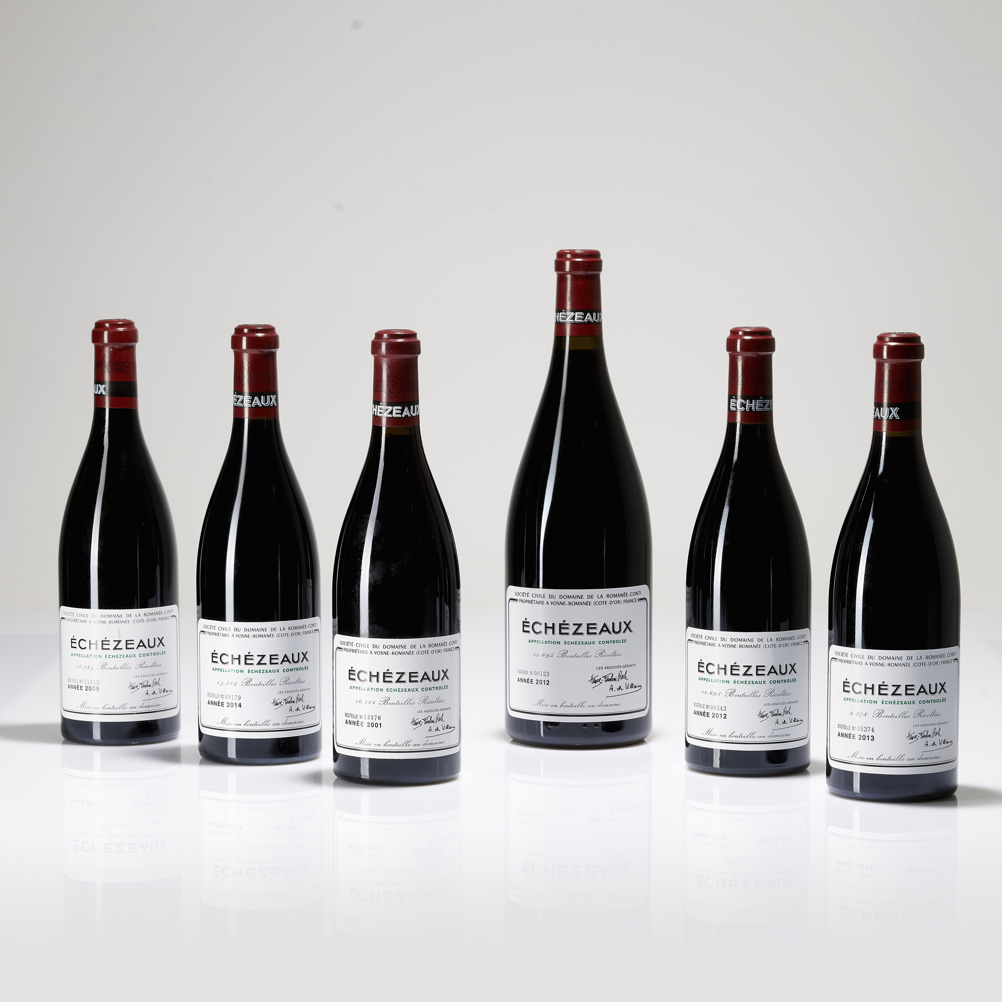 Mixed Domaine de la Romanée-Conti, Echézeaux, 2001 Slightly scuffed ...