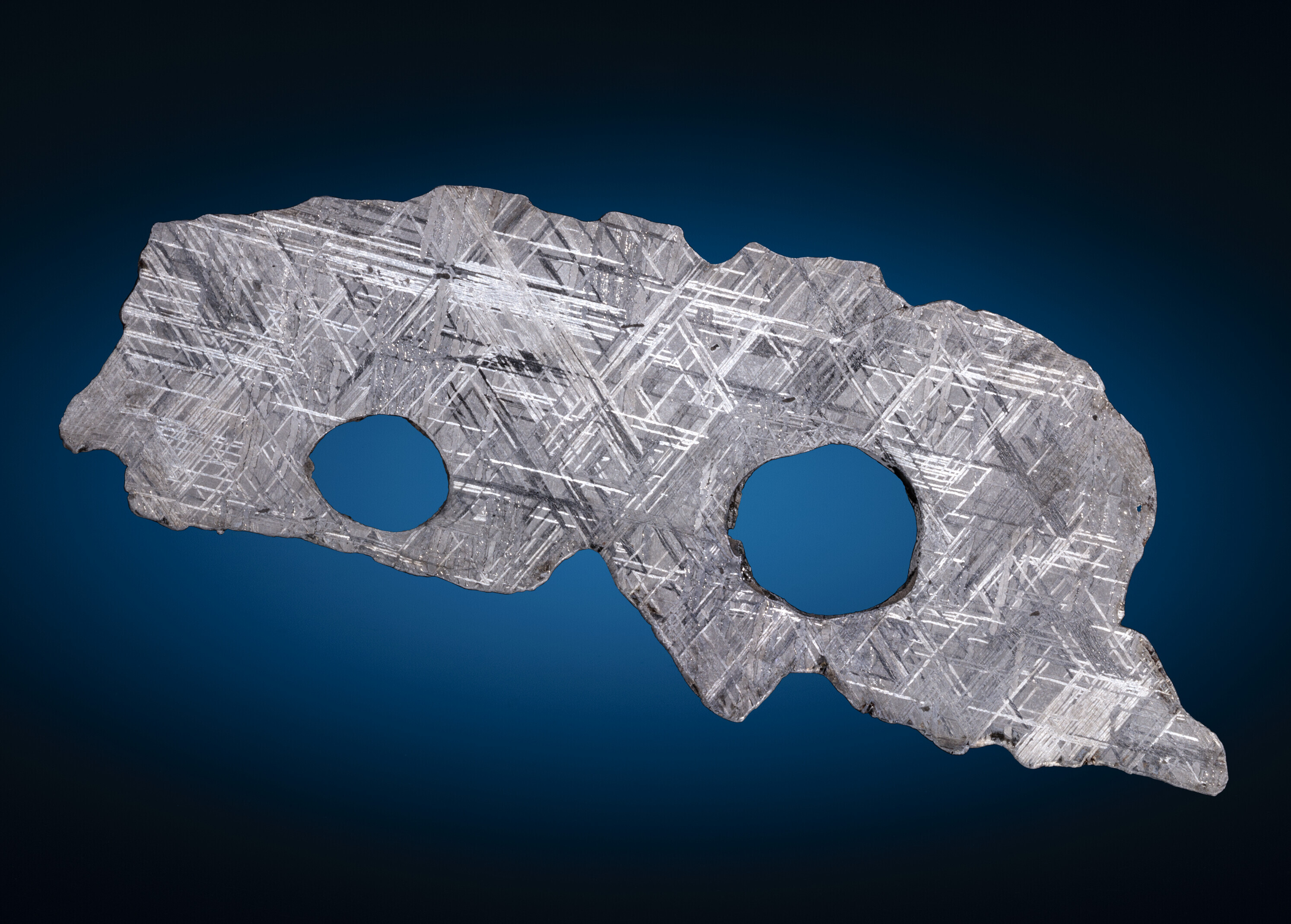 MUONIONALUSTA METEORITE MASK, Iron, fine octahedrite – IVA; Kiruna ...