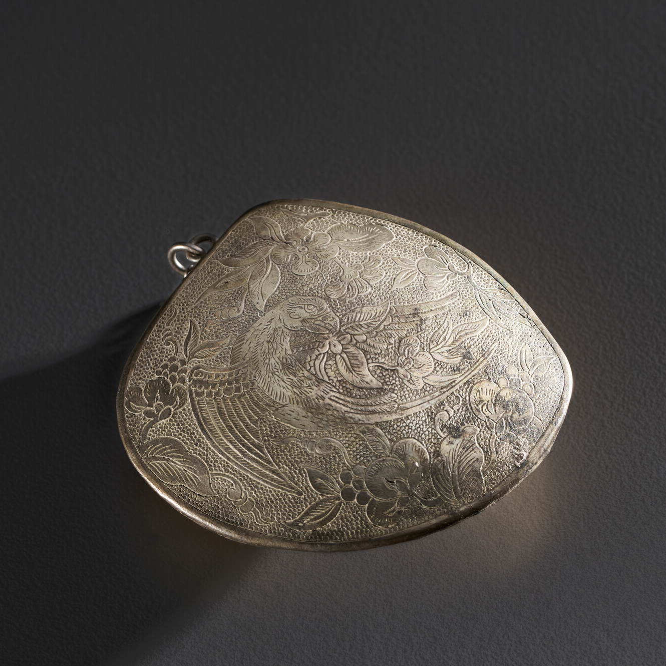A SMALL GILT-BRONZE DOUBLE DRAGON FITTING, TANG DYNASTY (AD 618-907 ...