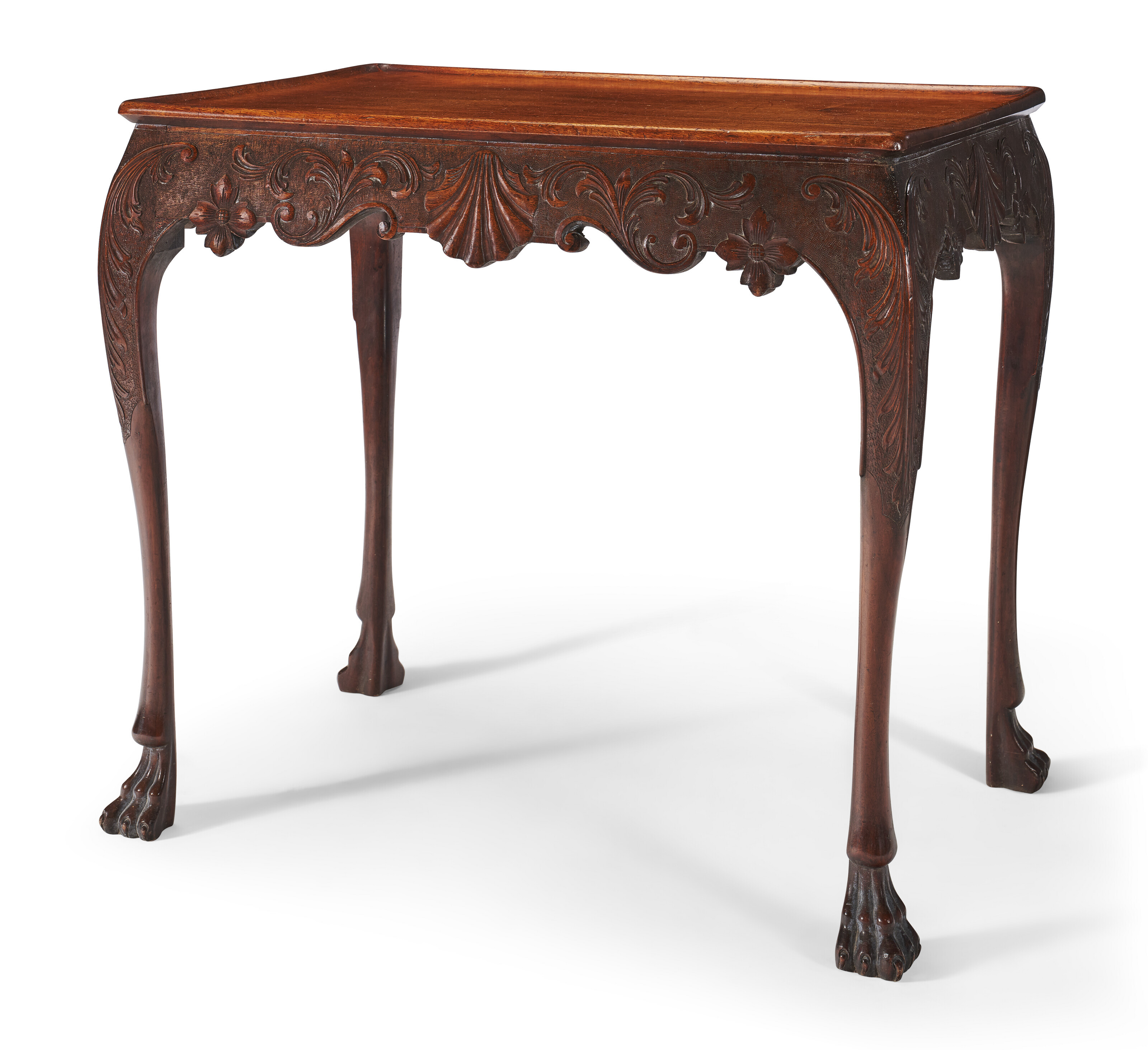 AN IRISH GEORGE II MAHOGANY CENTER TABLE, CIRCA 1750 | Christie’s