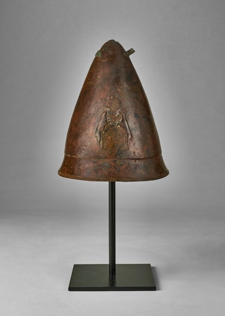 A GREEK BRONZE PILOS HELMET, LATE CLASSICAL TO EARLY HELLENISTIC PERIOD ...