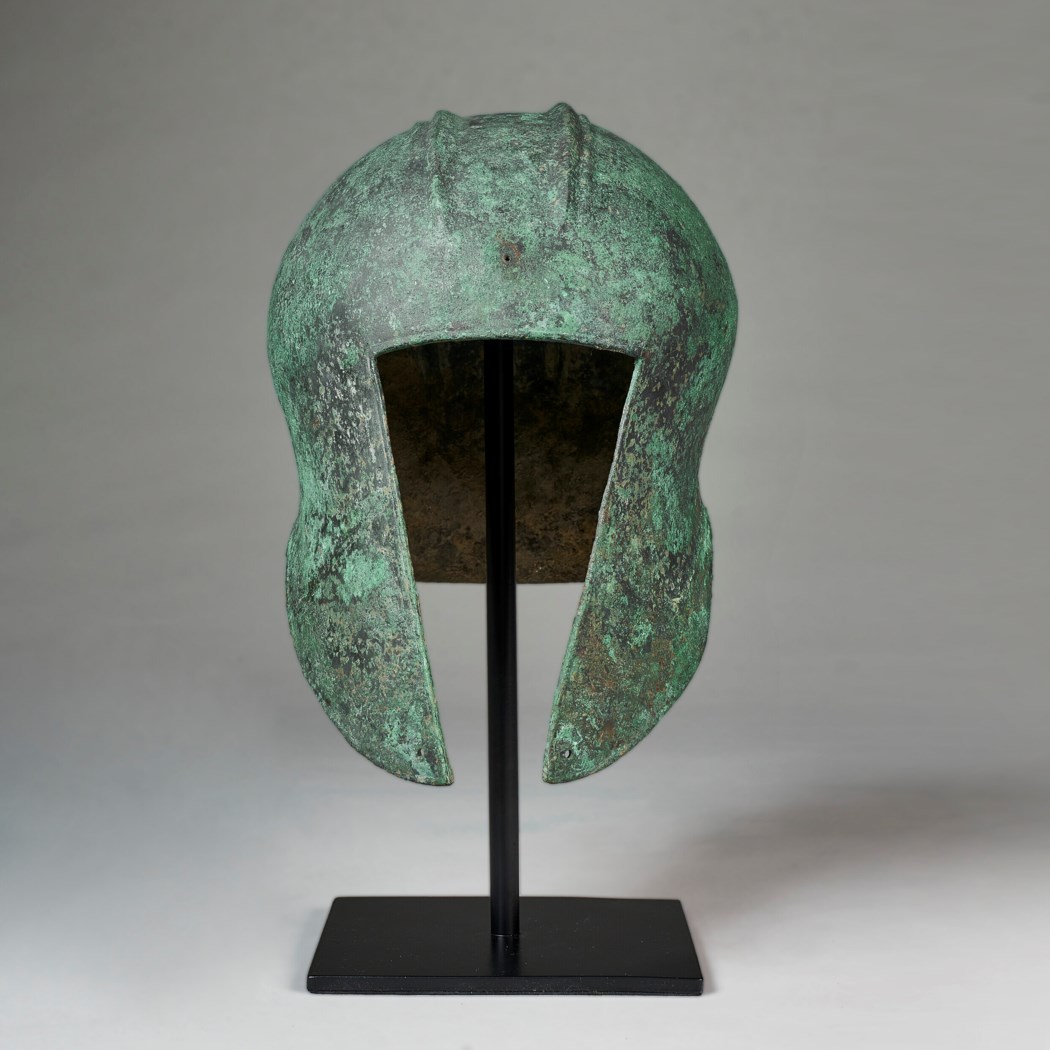 A GREEK BRONZE ILLYRIAN HELMET, LATE ARCHAIC PERIOD TO EARLY CLASSICAL ...