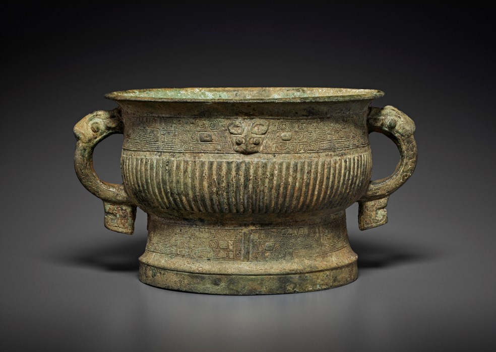 A BRONZE RITUAL FOOD VESSEL, GUI, EARLY WESTERN ZHOU DYNASTY, 11TH-10TH ...