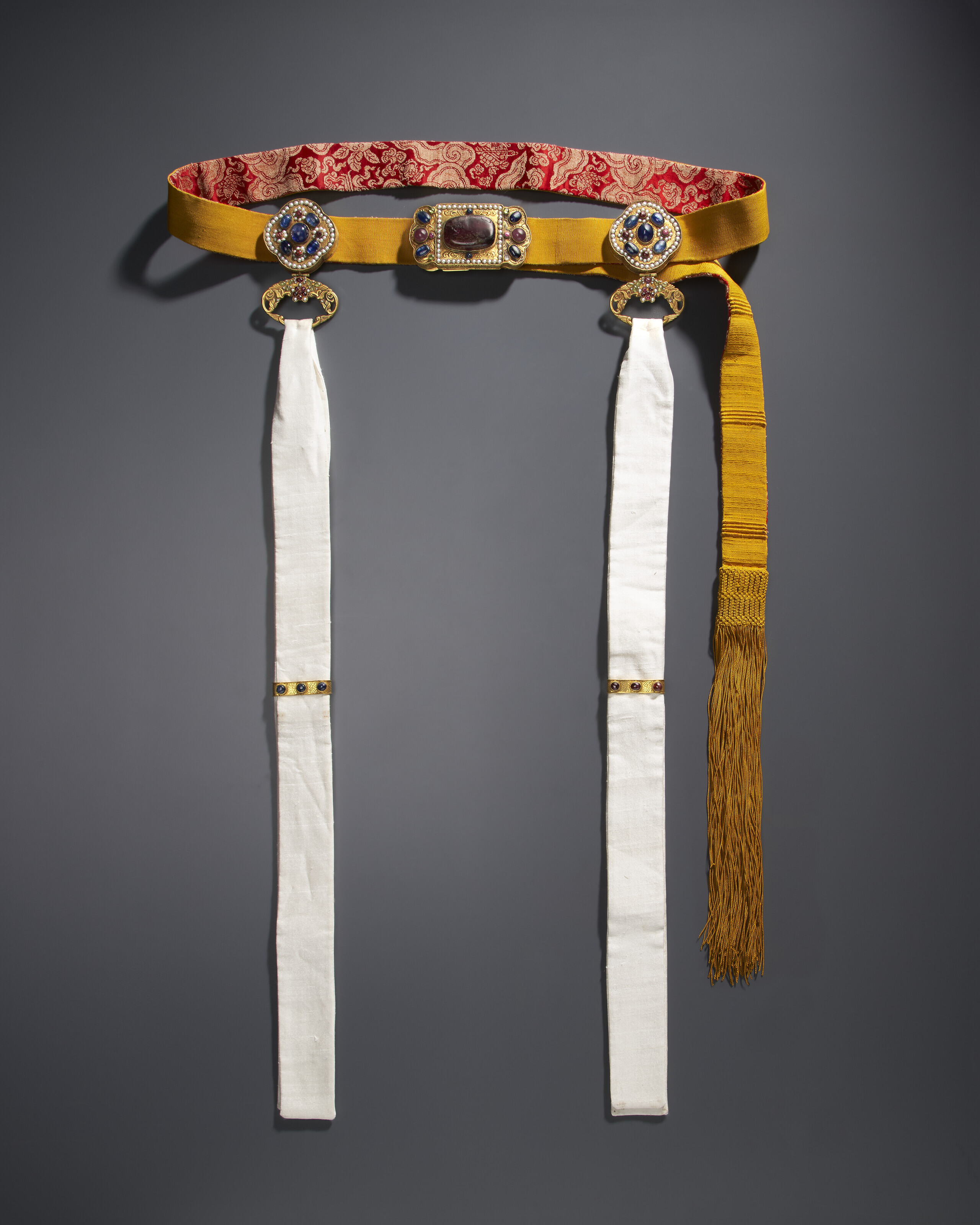 A JADE-INSET GILT-BRONZE TWO-PART BELT BUCKLE, 18TH CENTURY | Christie's
