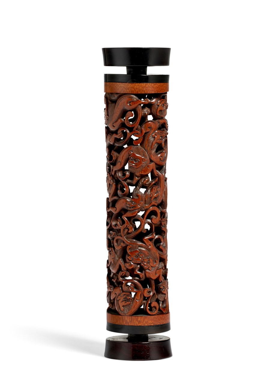 A FINELY CARVED BAMBOO AND HARDWOOD CYLINDRICAL INCENSE HOLDER, 17TH ...