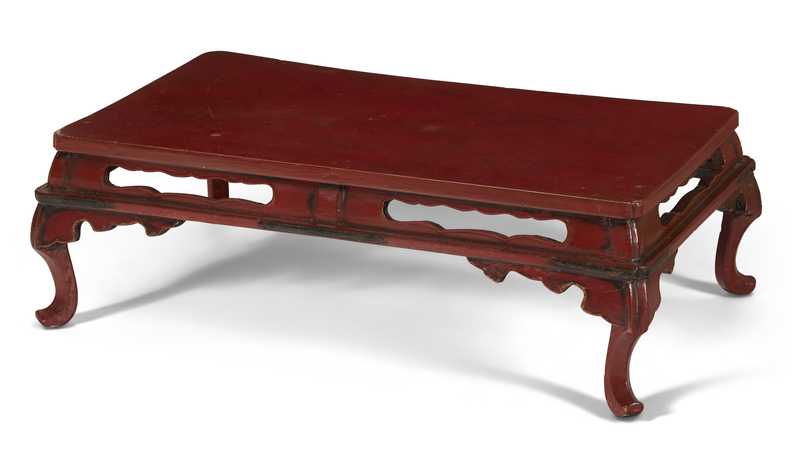 A JAPANESE RED LACQUER LOW TABLE, EDO PERIOD (18TH-19TH CENTURY ...