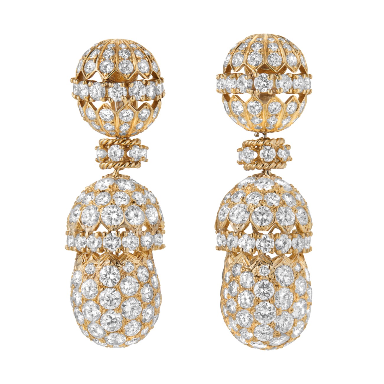 VAN CLEEF & ARPELS DIAMOND EARRINGS | Christie's