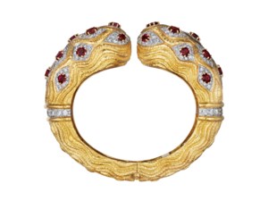 DAVID WEBB RUBY, DIAMOND AND GOLD CUFF BRACELET | Christie's