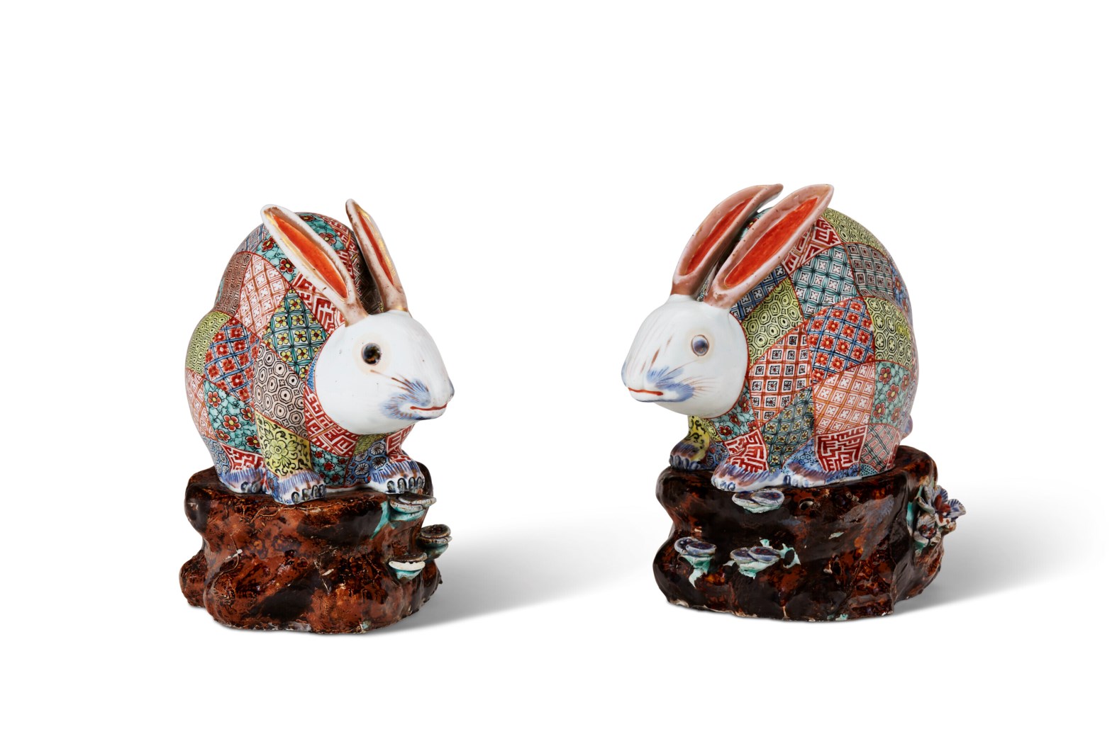 A PAIR OF JAPANESE PORCELAIN MODELS OF RABBITS, EDO PERIOD (1600-1868 ...
