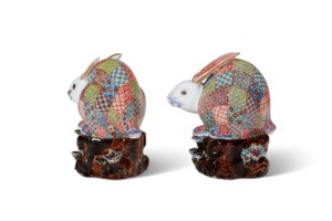 A PAIR OF JAPANESE PORCELAIN MODELS OF RABBITS, EDO PERIOD (1600-1868 ...