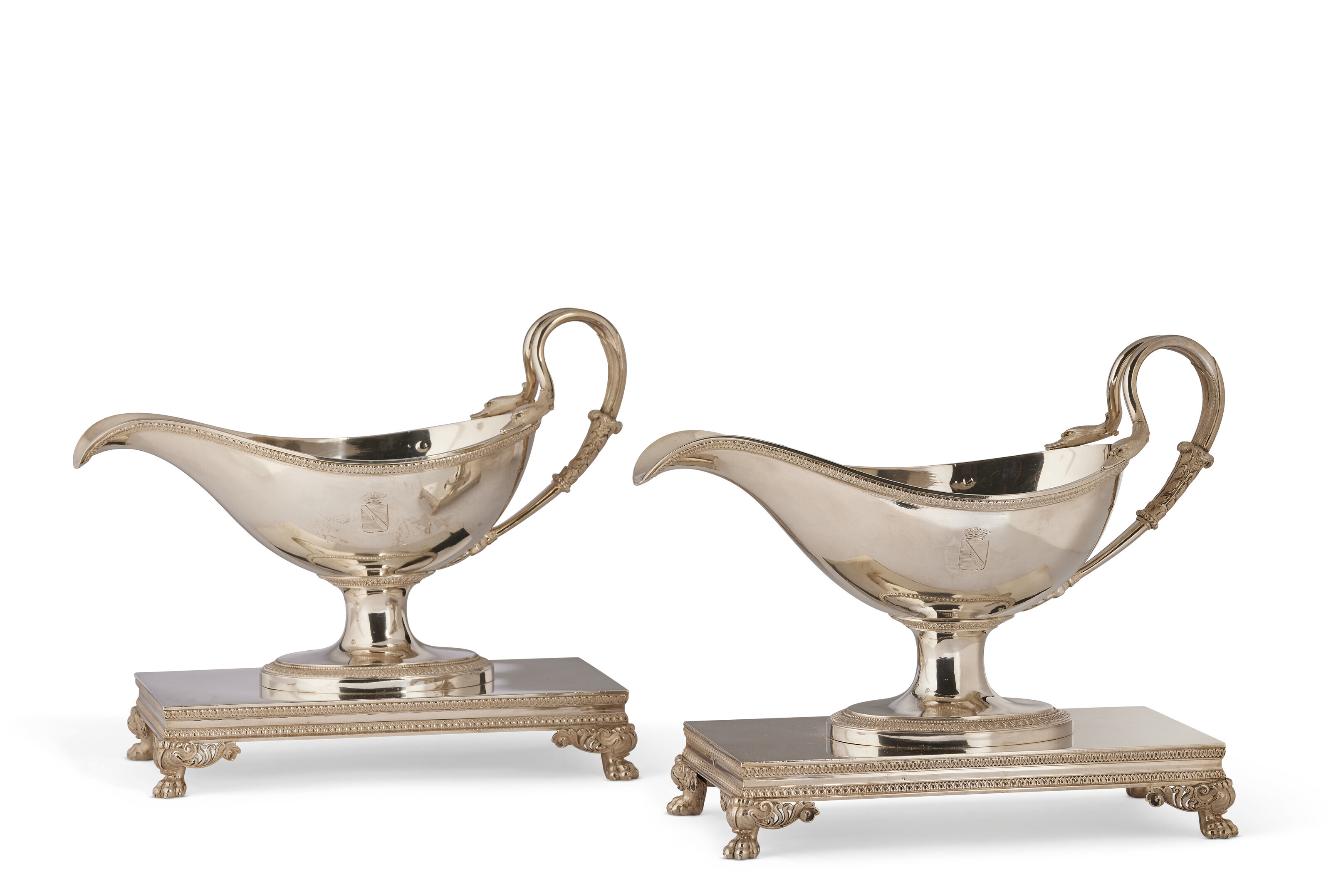 PAIRE DE SAUCIERES ET LEURS SUPPORTS EN ARGENT D'EPOQUE EMPIRE, PAR ...