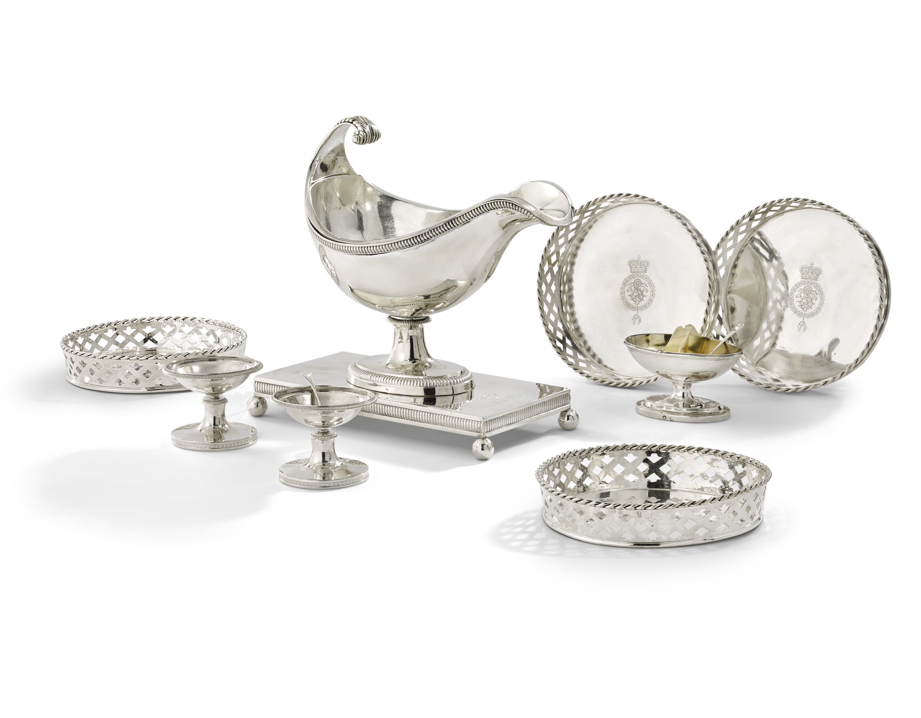 SAUCIERE, DESSOUS DE BOUTEILLE ET SALIERES EN ARGENT, UNE SAUCIERE PAR ...
