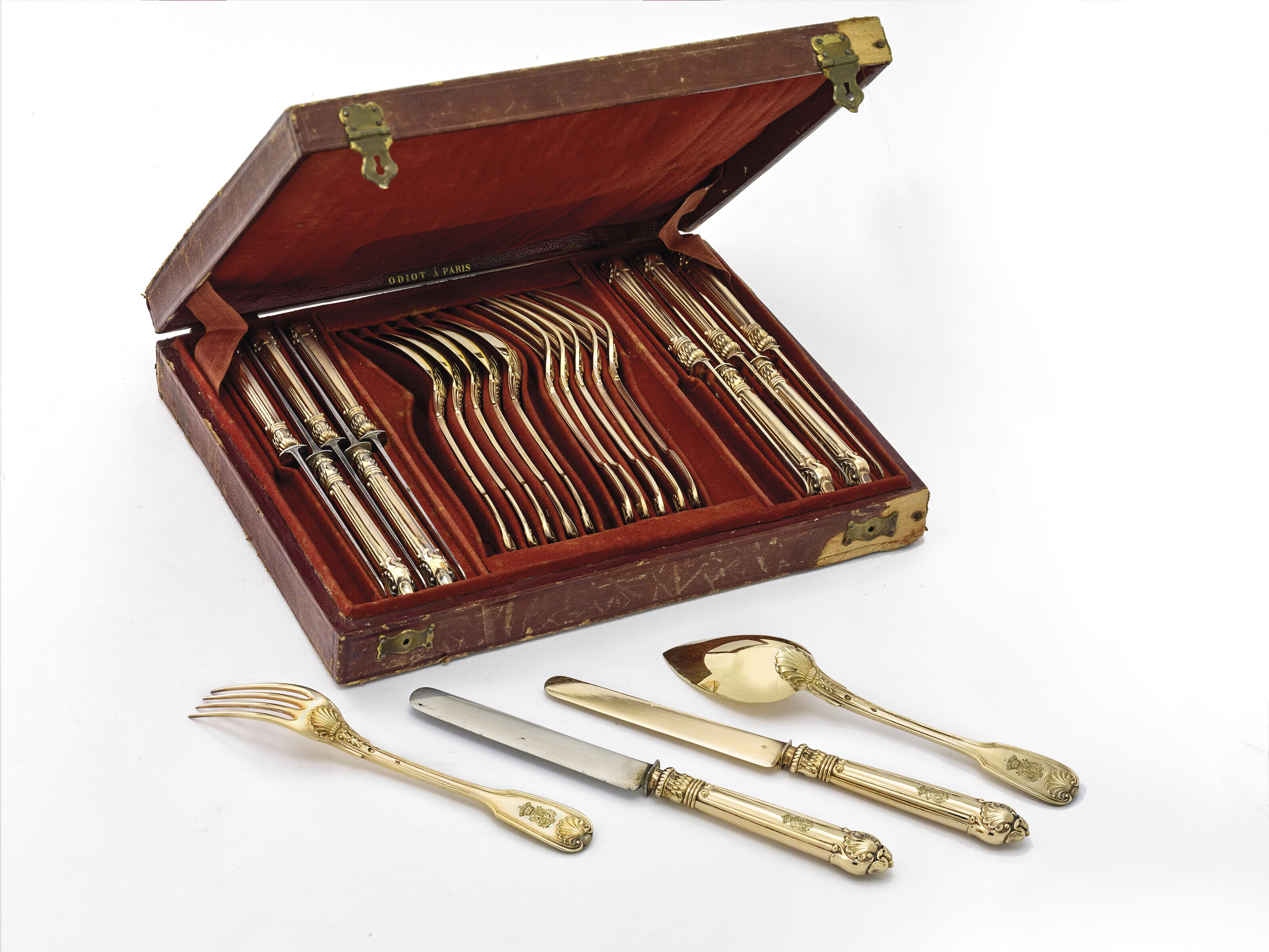 SERVICE A DESSERT EN VERMEIL, LES FOURCHETTES ET LES CUILLERES PAR ...