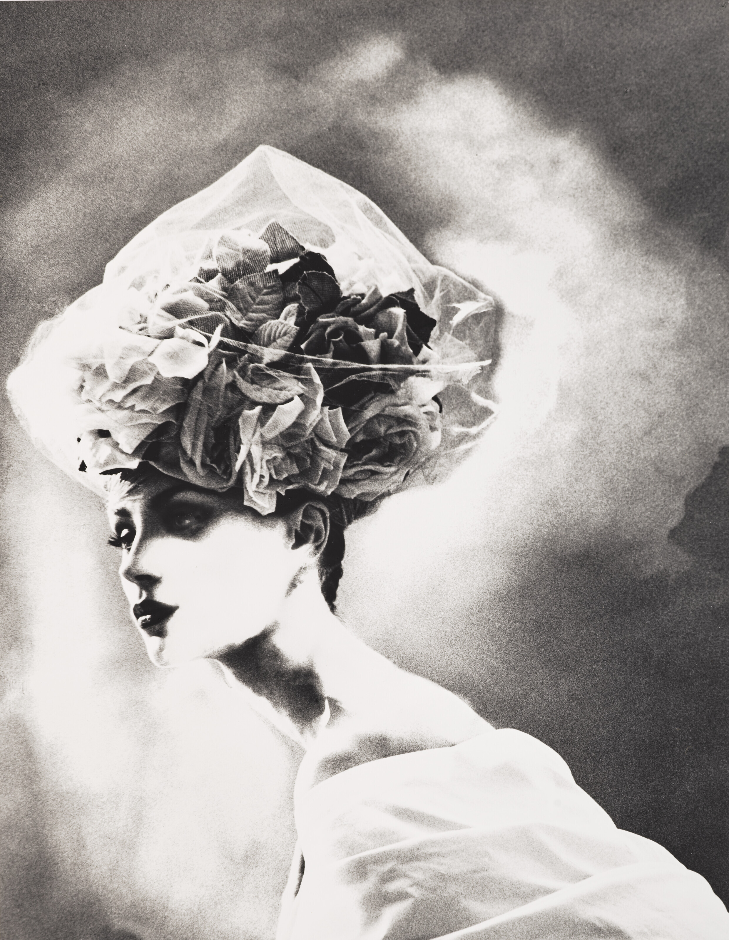 LILLIAN BASSMAN (1917-2012), Night Bloom, Olga Pantushenkowa, hat by ...