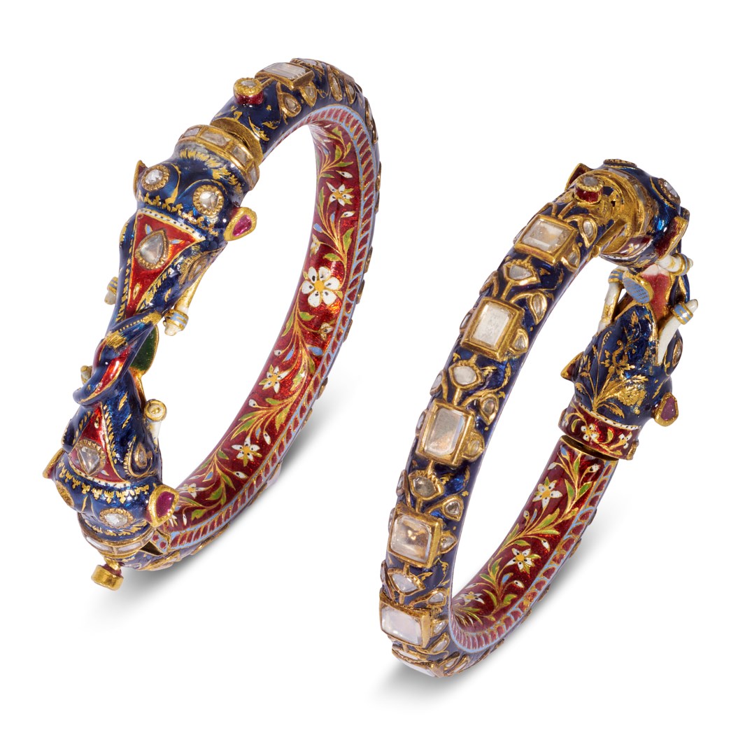 A PAIR OF GEM-SET AND ENAMELLED GOLD BANGLES, JAIPUR, NORTH INDIA, 19TH ...