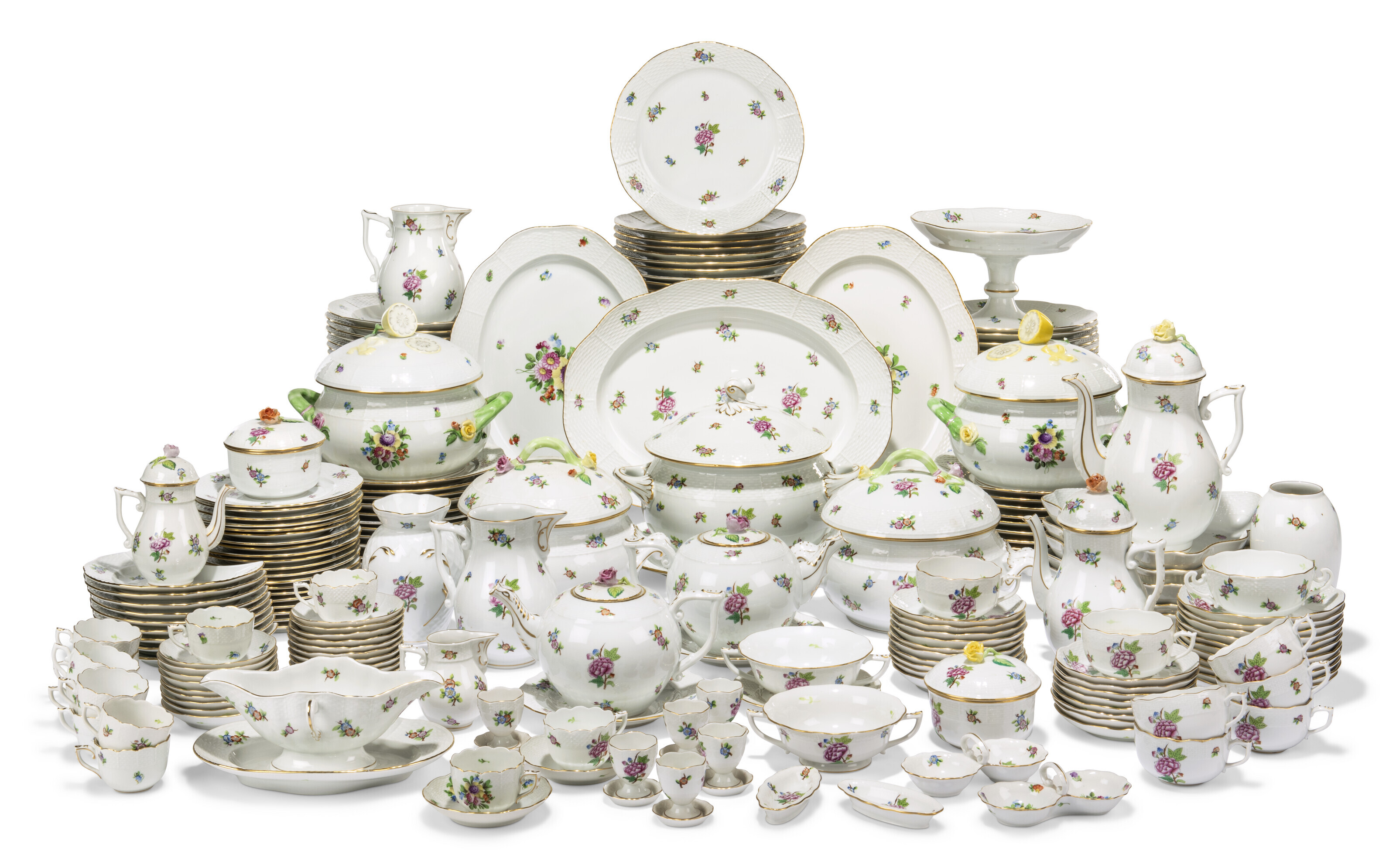 AN EXTENSIVE COMPOSITE HEREND PORCELAIN 'ETON' AND FLORAL PATTERN PART ...