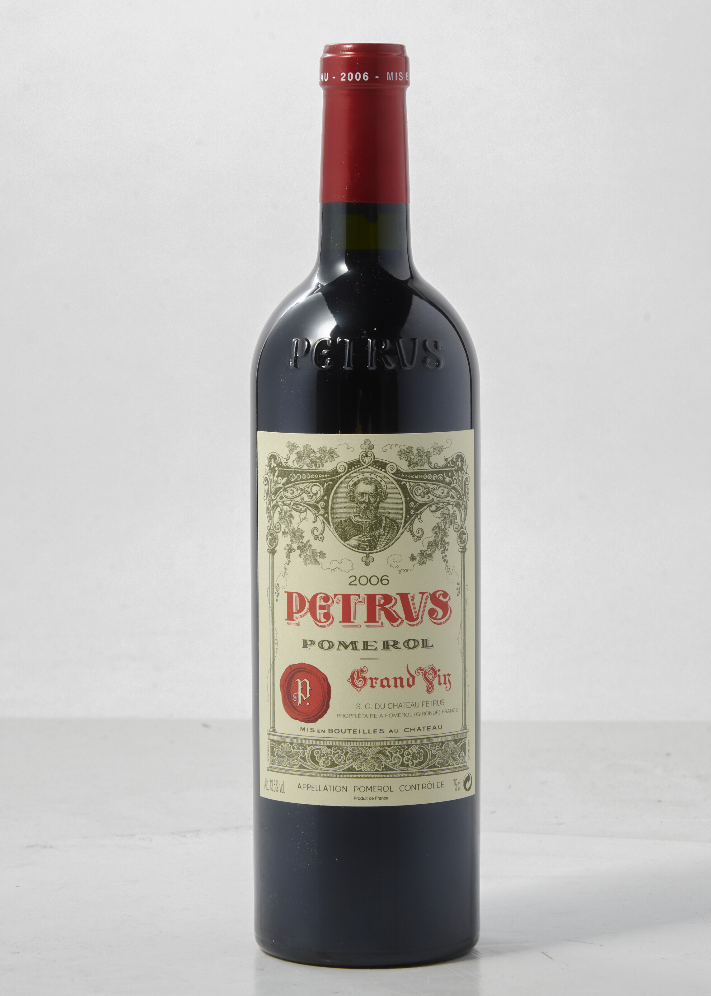 Petrus 2006, Pomerol, cru exceptionnelIn 2003 vintage original wooden ...